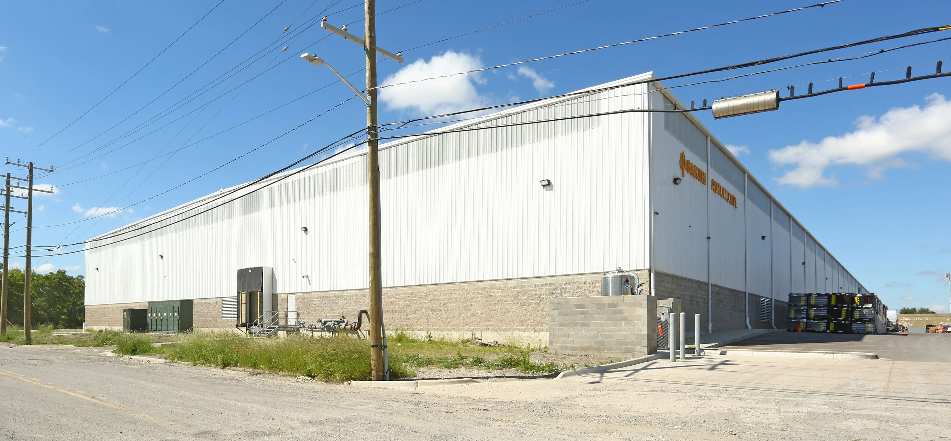 Magna plans US$18 million seating plant, 390 jobs in Detroit with new ...