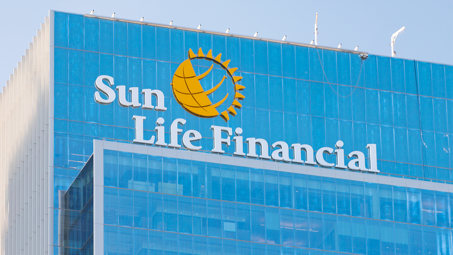 Sun Life to acquire 51% stake in Advisors Asset Management to expand ...