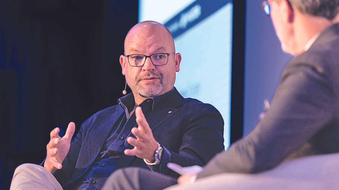 Mercedes names production chief Jörg Burzer as CTO - Automotive News