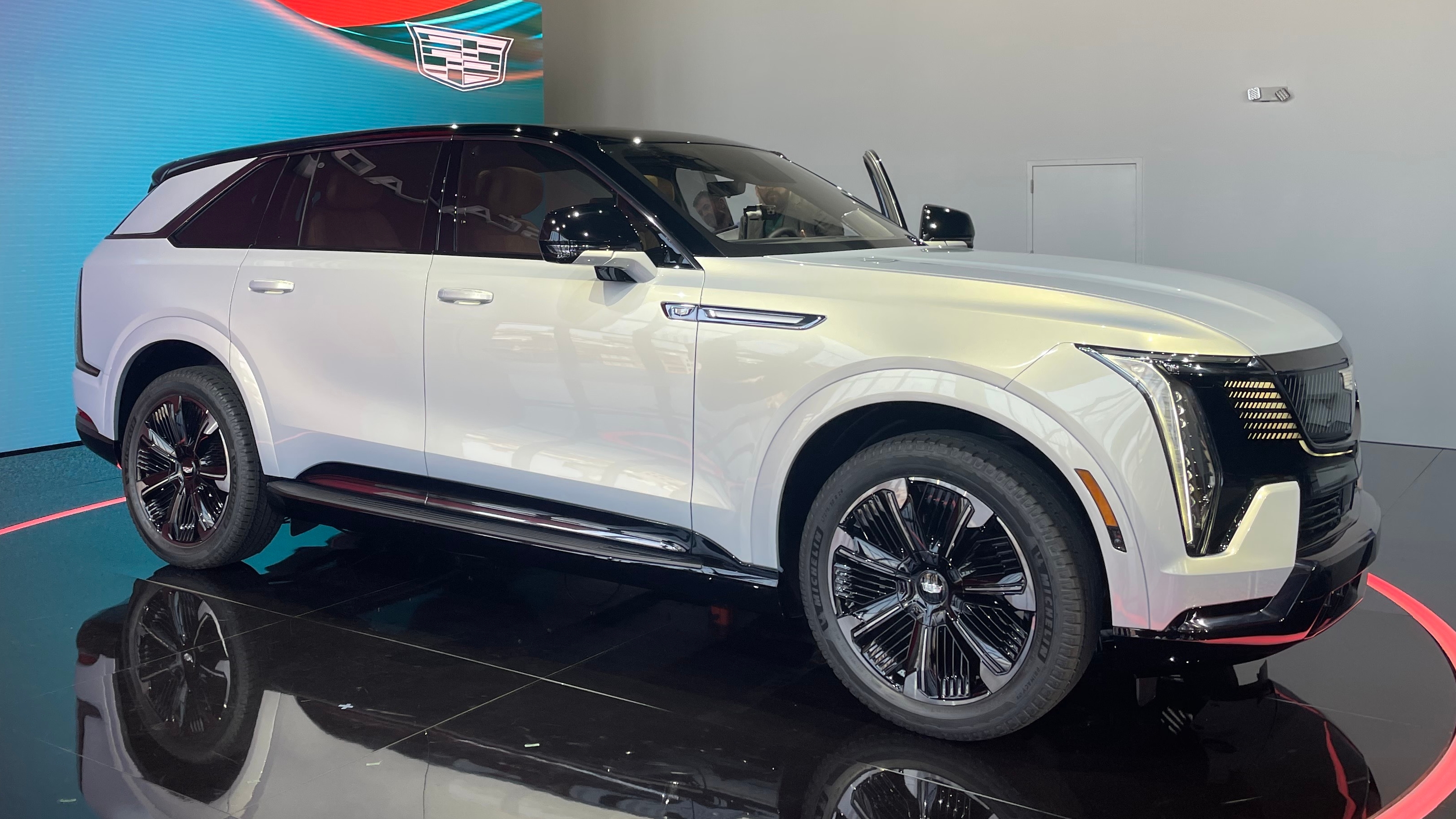 Cadillac EV lineup gets boost from more crossovers, SUVs - Automotive News