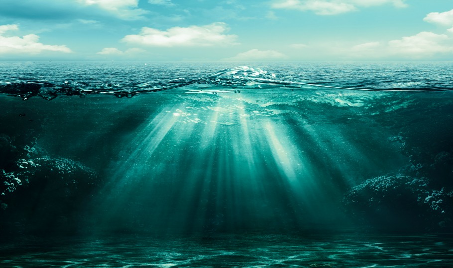 Digging In The Deep Blue Sea - Hart Energy