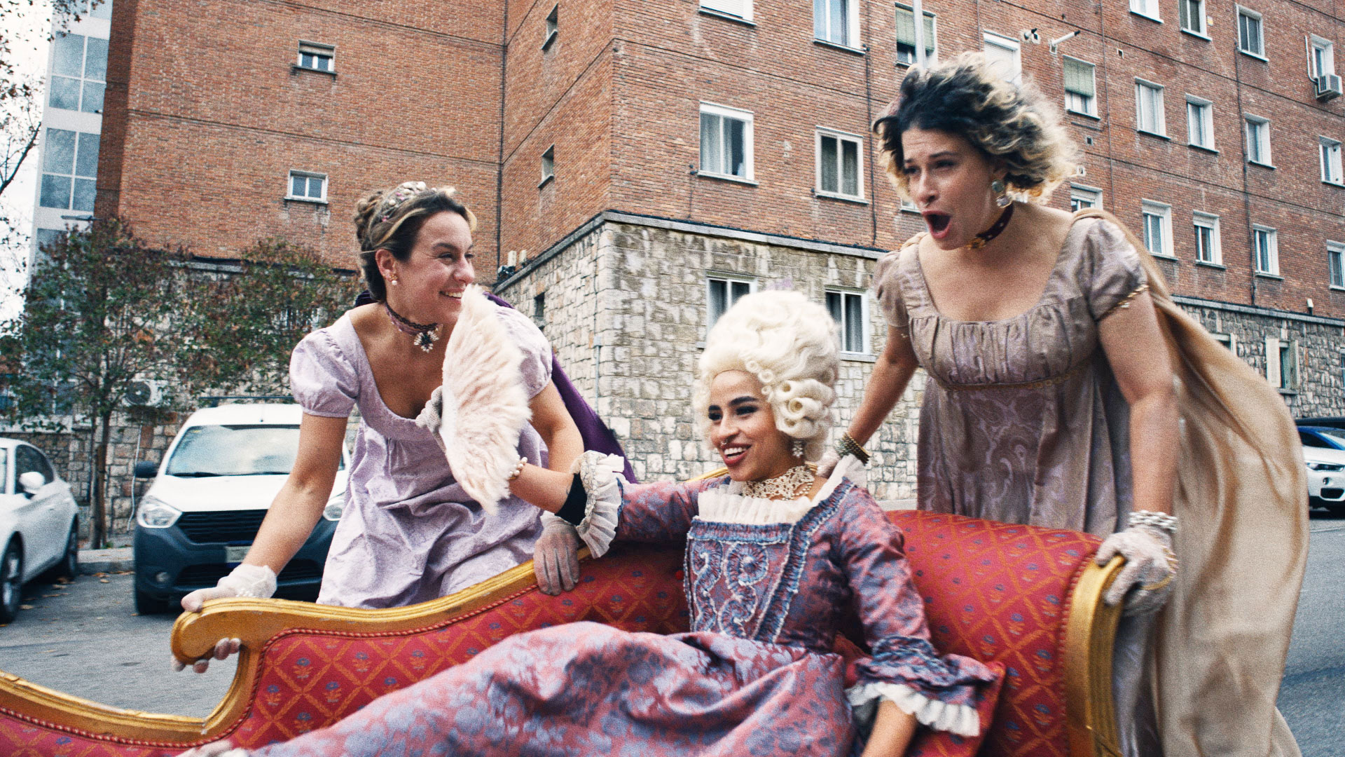 Creative ads today: Dollar Shave Club, Facebook Marketplace, Oscar ...