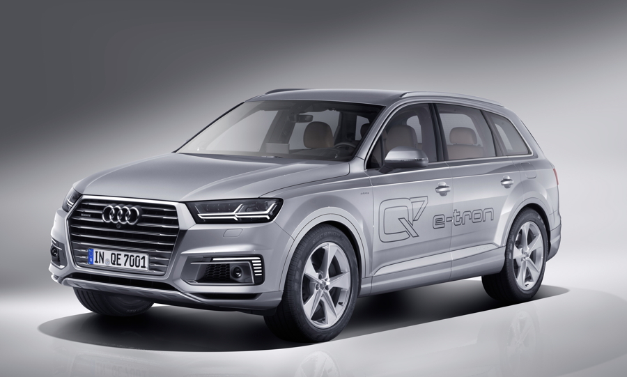 Audi q7 e tron electric range store