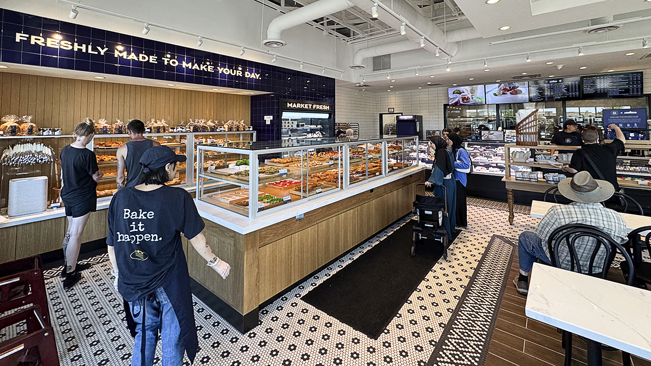 Paris Baguette opens first NEO location in Avon - Crain's Cleveland ...