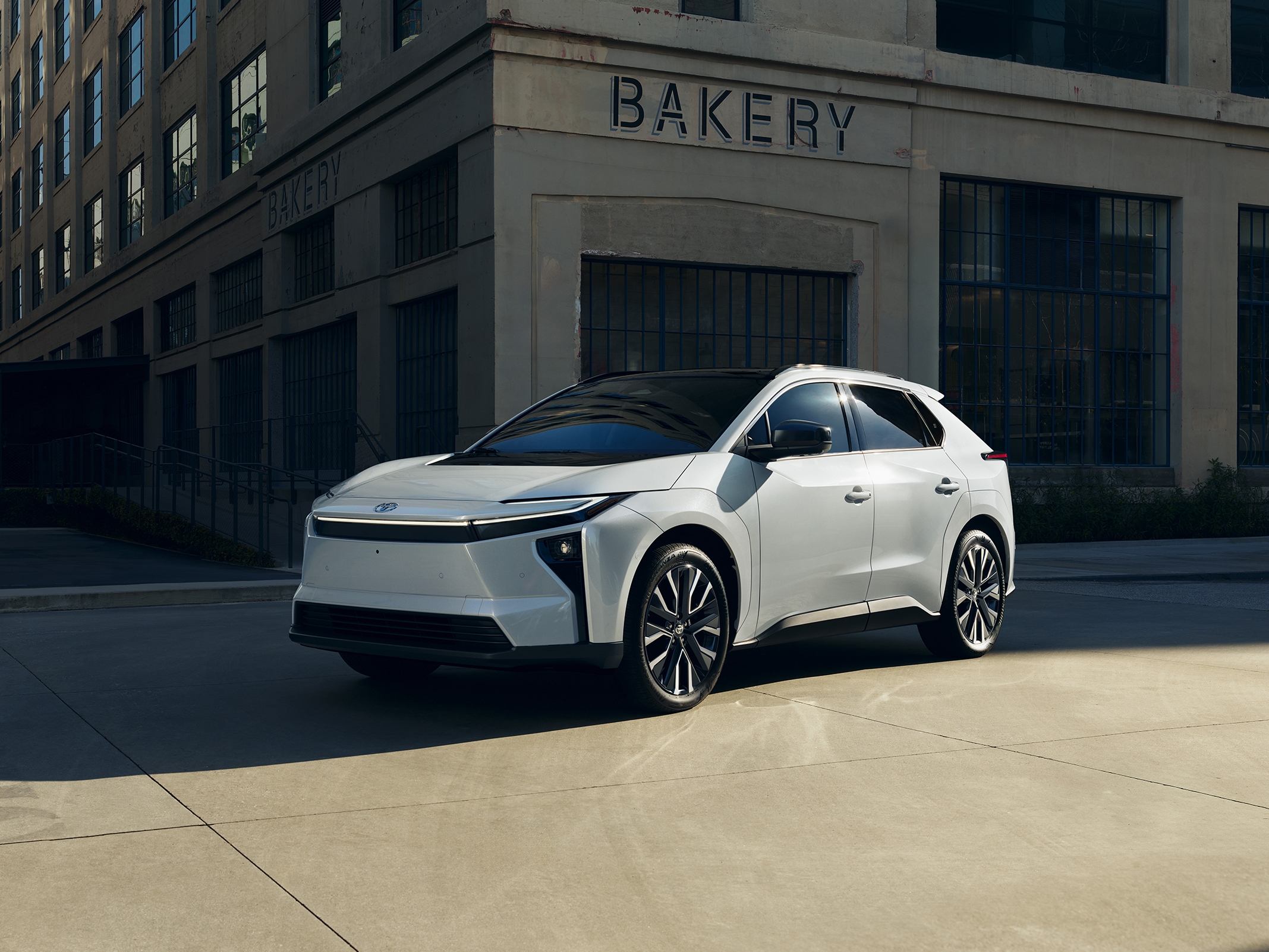 2026 Toyota bZ EV crossover reviews - Automotive News