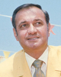 Longo built world's biggest dealership from scratch - Automotive News