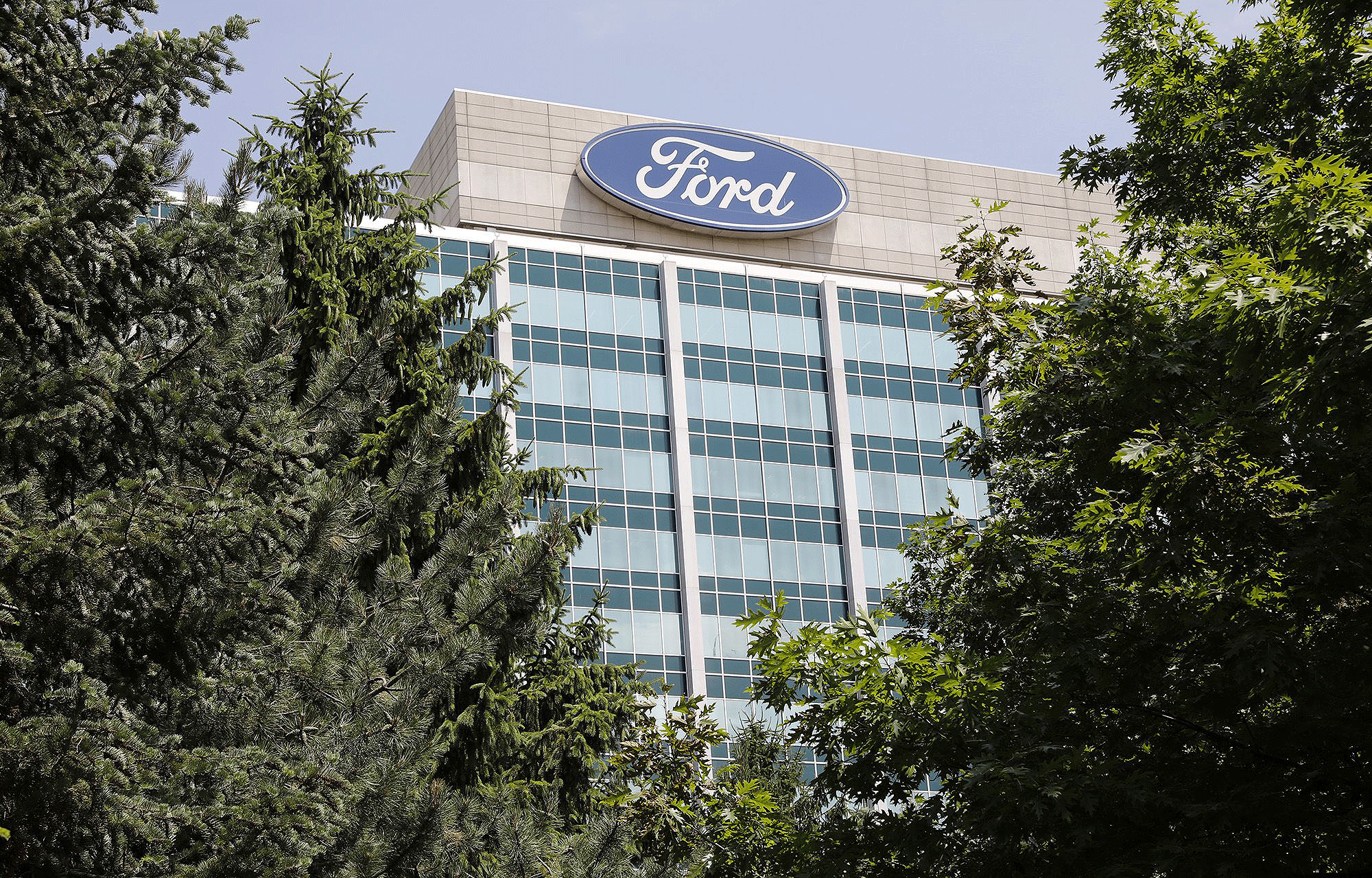 Ford job cuts could tally 8,000, report says - Automotive News