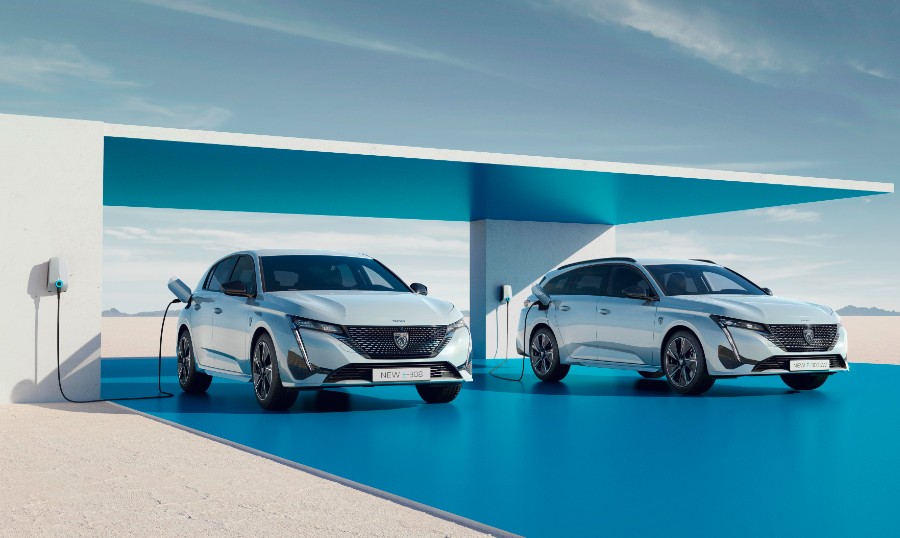 Stellantis to invest €1 billion in French factory for next-gen EVs ...