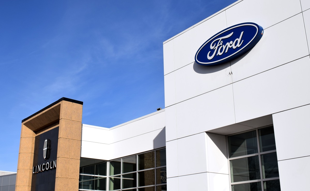 Ford Canada extends deadline for dealers to enrol in its EV programs ...