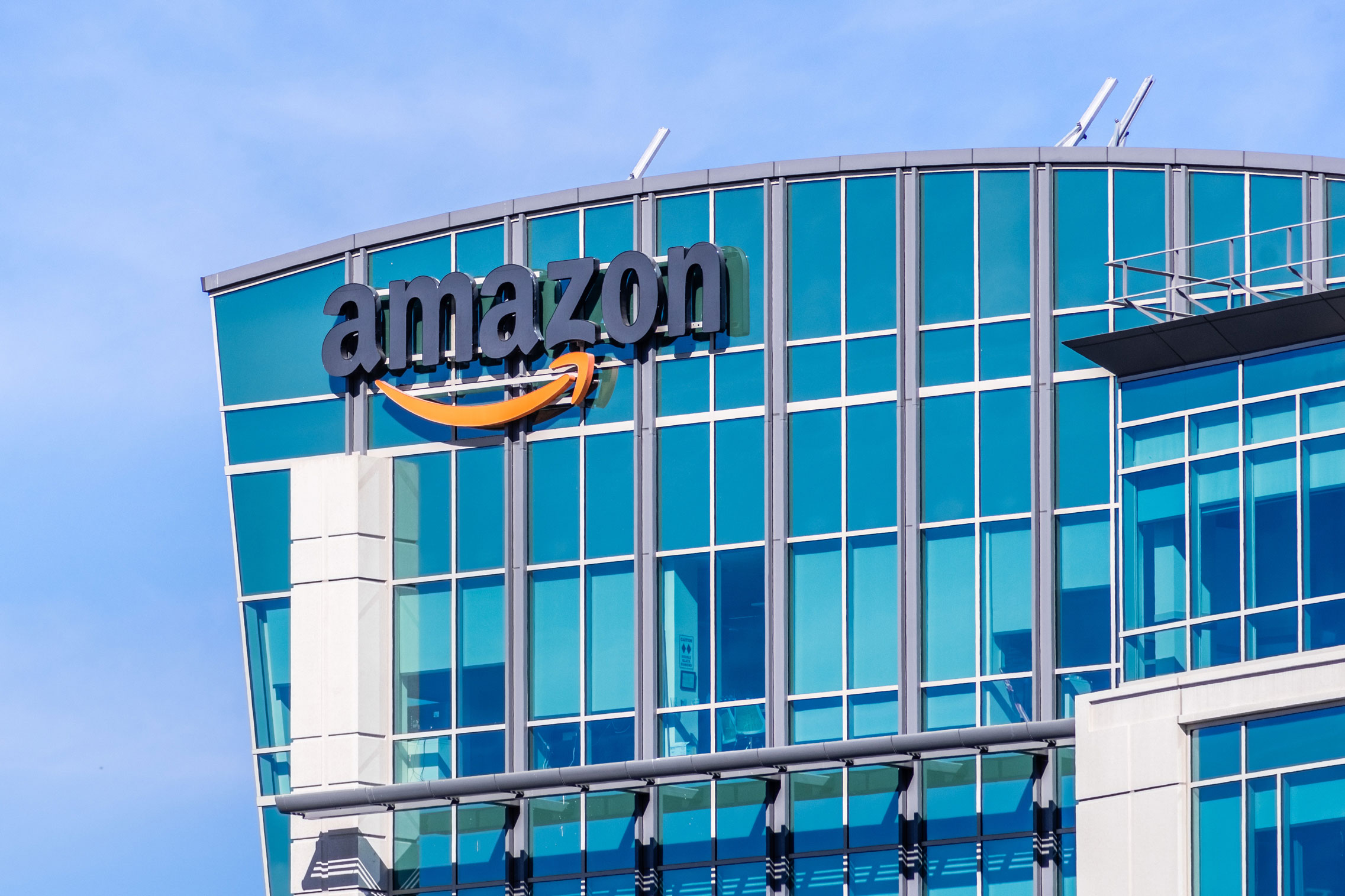 California subpoenas Amazon over worker safety in pandemic - Modern ...