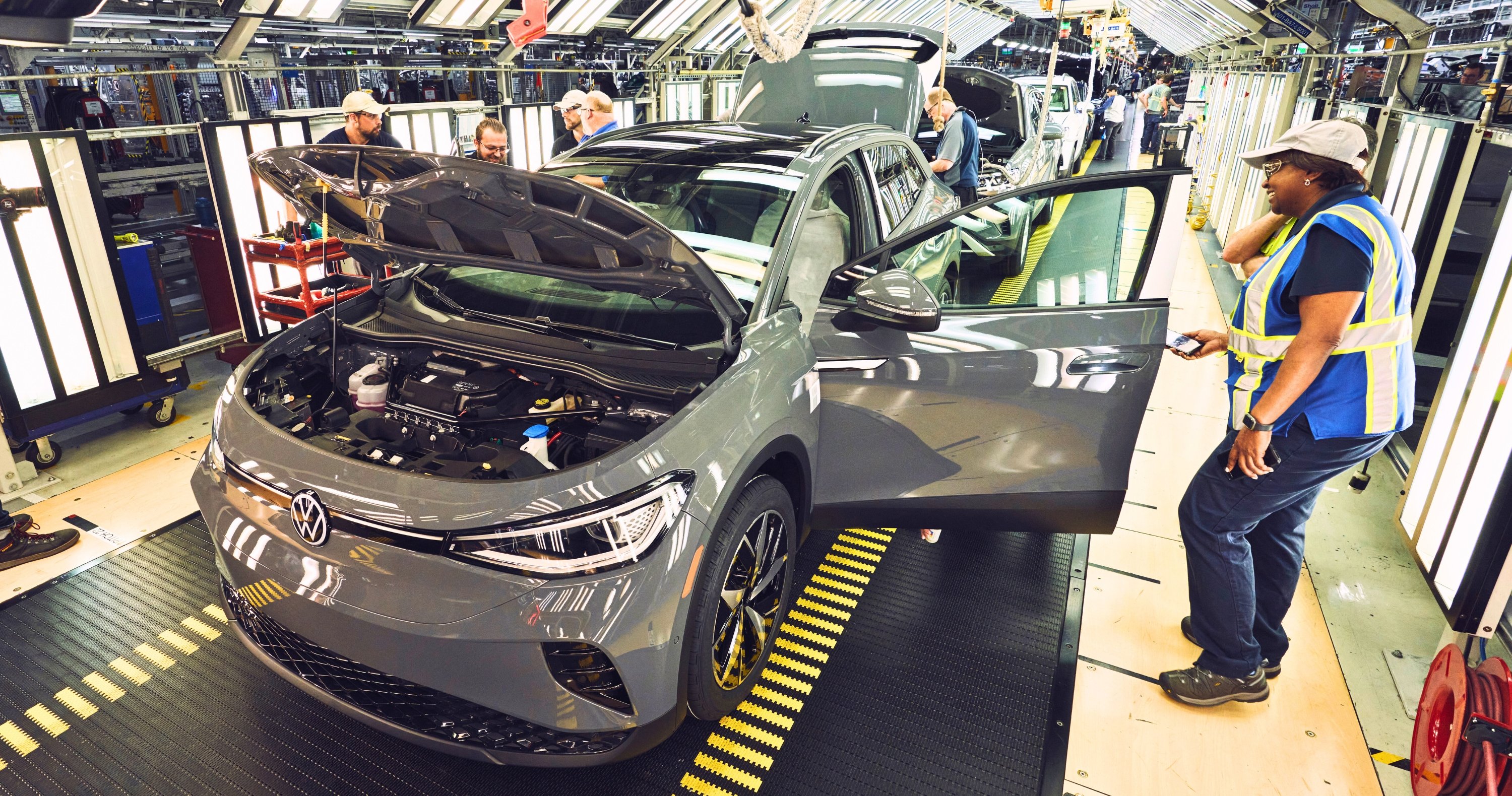 VW could build Audi, Porsche cars in U.S. to avoid Trump tariffs ...