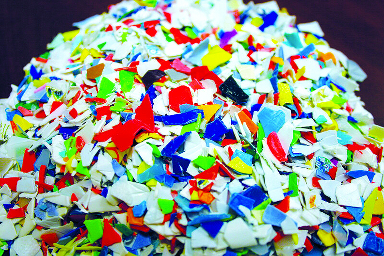 Falling virgin resin prices hurting North American recyclers - Plastics ...