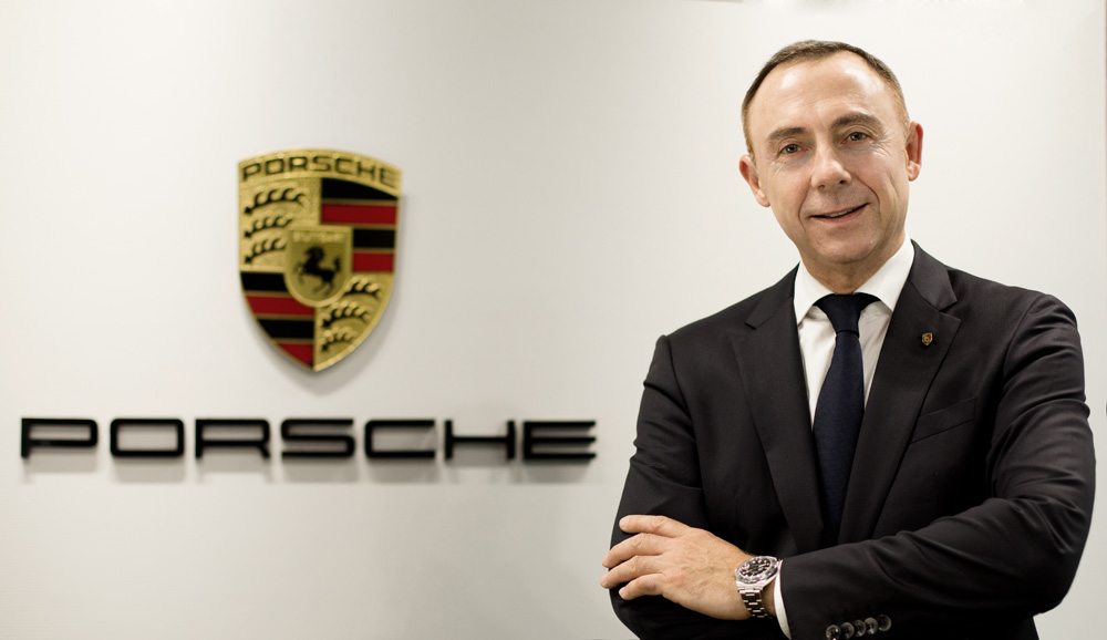 Porsche to appoint new top executive in China - Automotive News