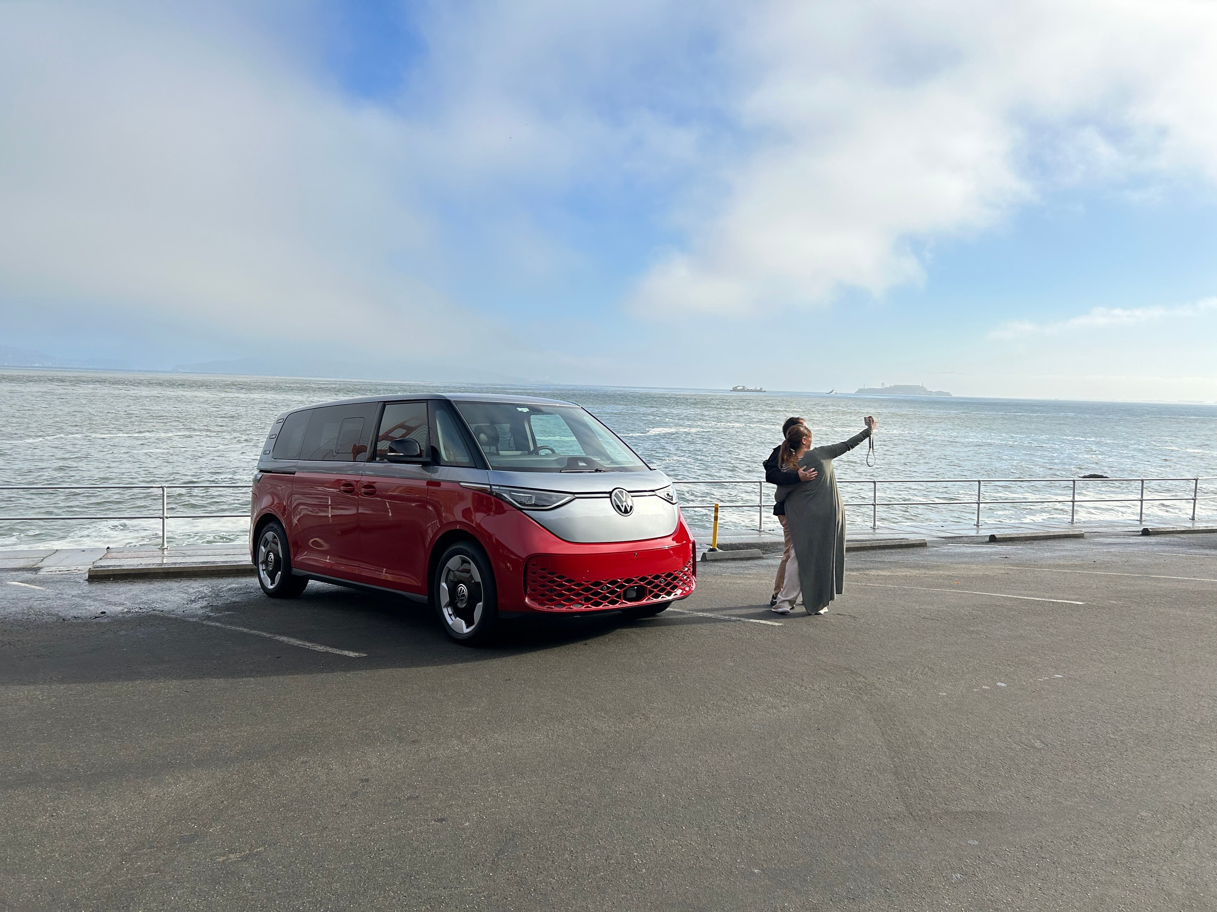 Pablo Di Si says Hanover can supply enough VW ID Buzz EV minivans ...