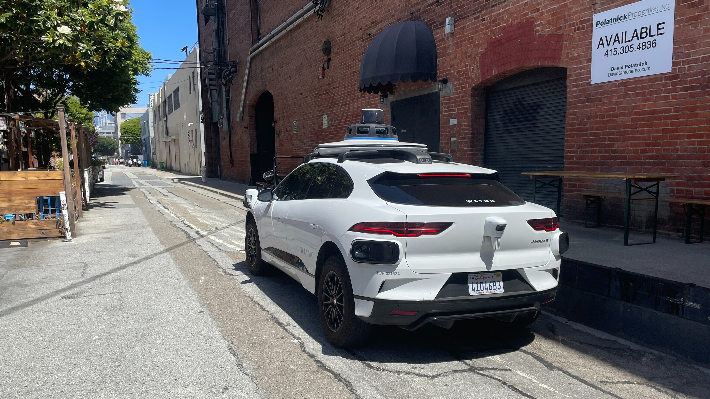 Waymo data shows safety of self-driving technology - Automotive News