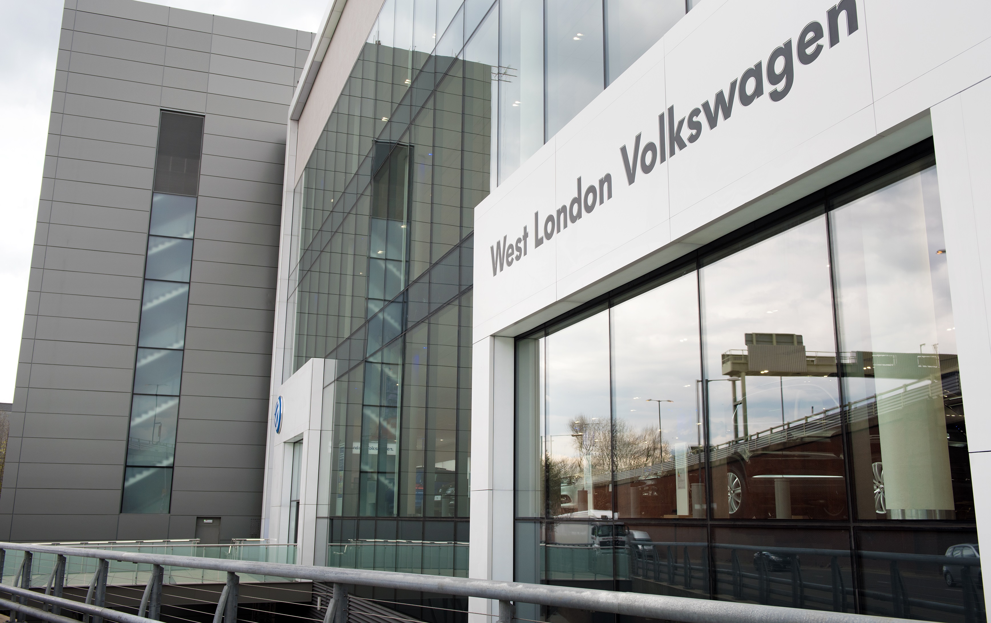 volkswagen-reconsiders-direct-sales-model-for-electric-vehicles