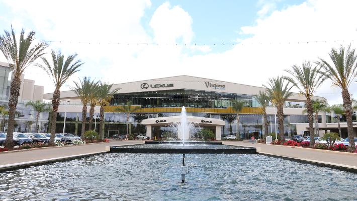 Dealer Mitch Pierce buys 2 Lexus car dealerships - Automotive News