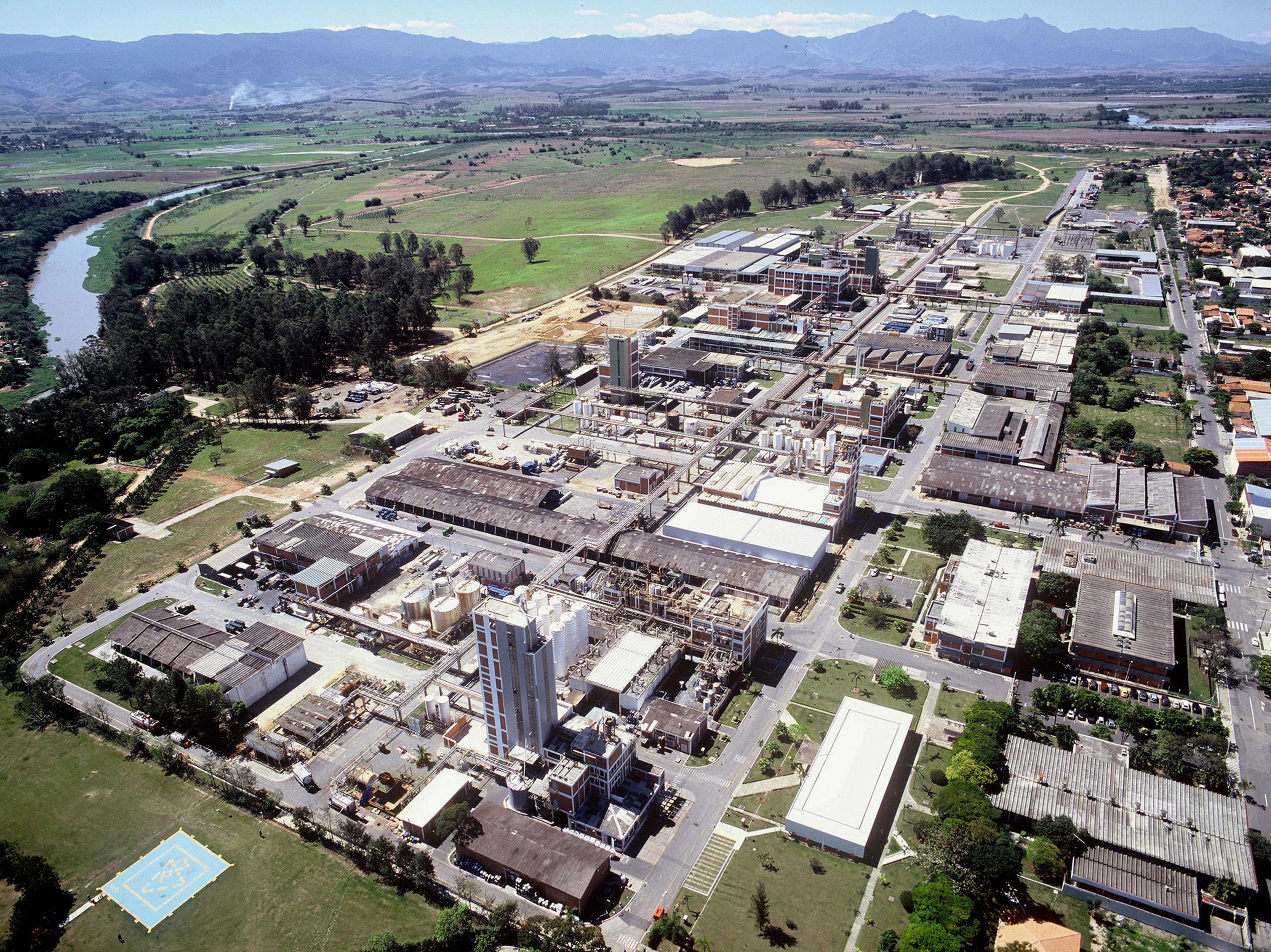BASF-Alpek-swap-business-units-as-they-change-JV-agreement - Plastics News