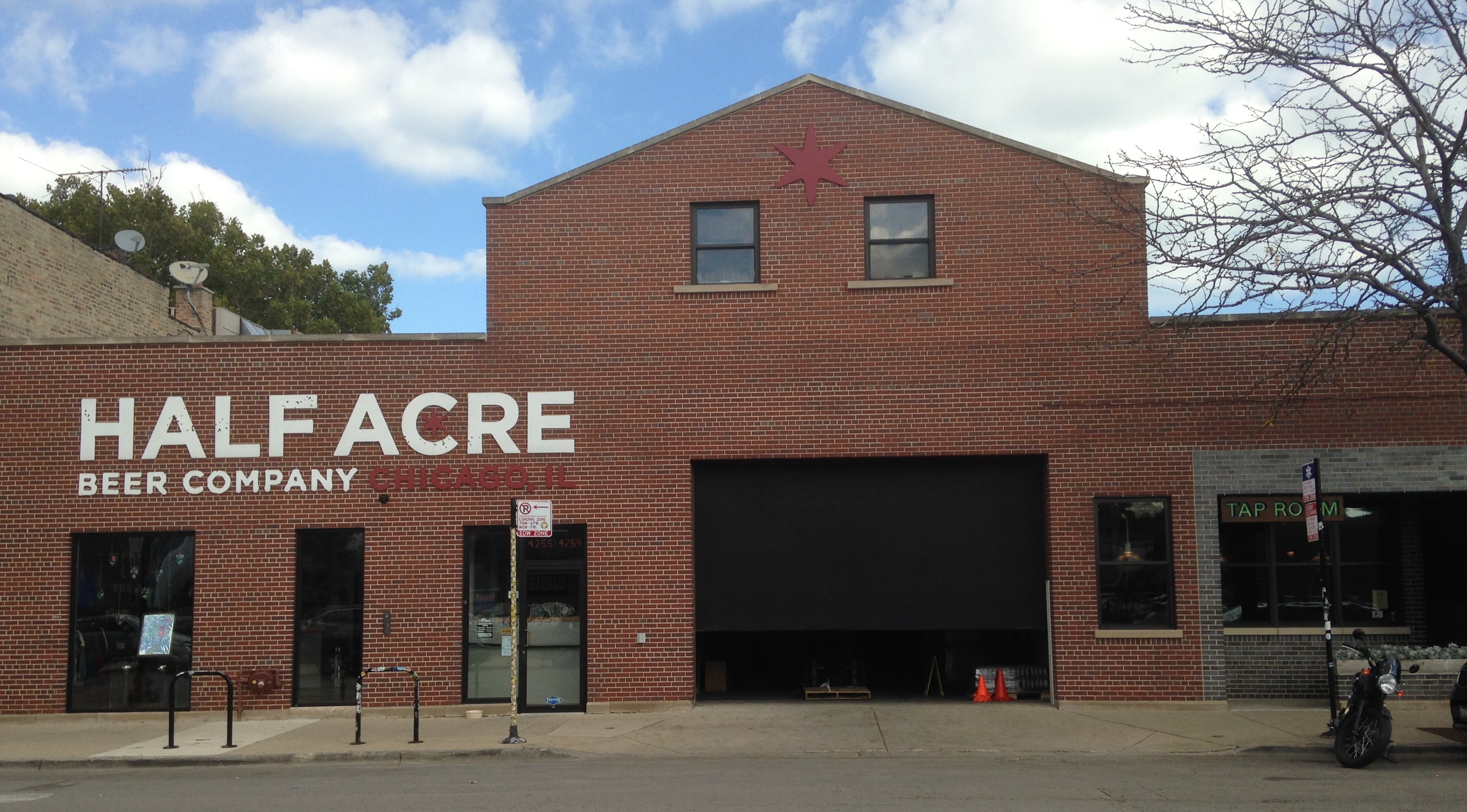 Half Acre Beer, Maplewood Brewery announce merger - Crain's Chicago ...