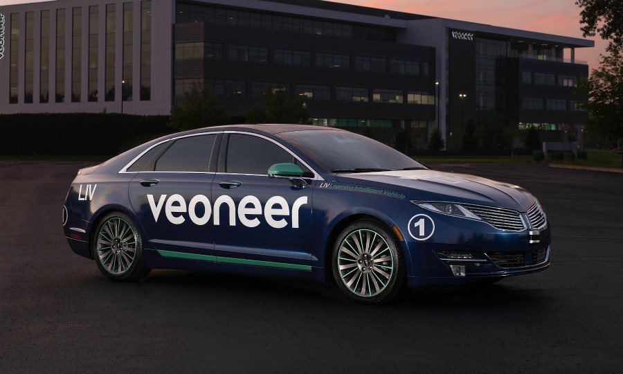 Veoneer boss sees software driving future profit - Automotive News