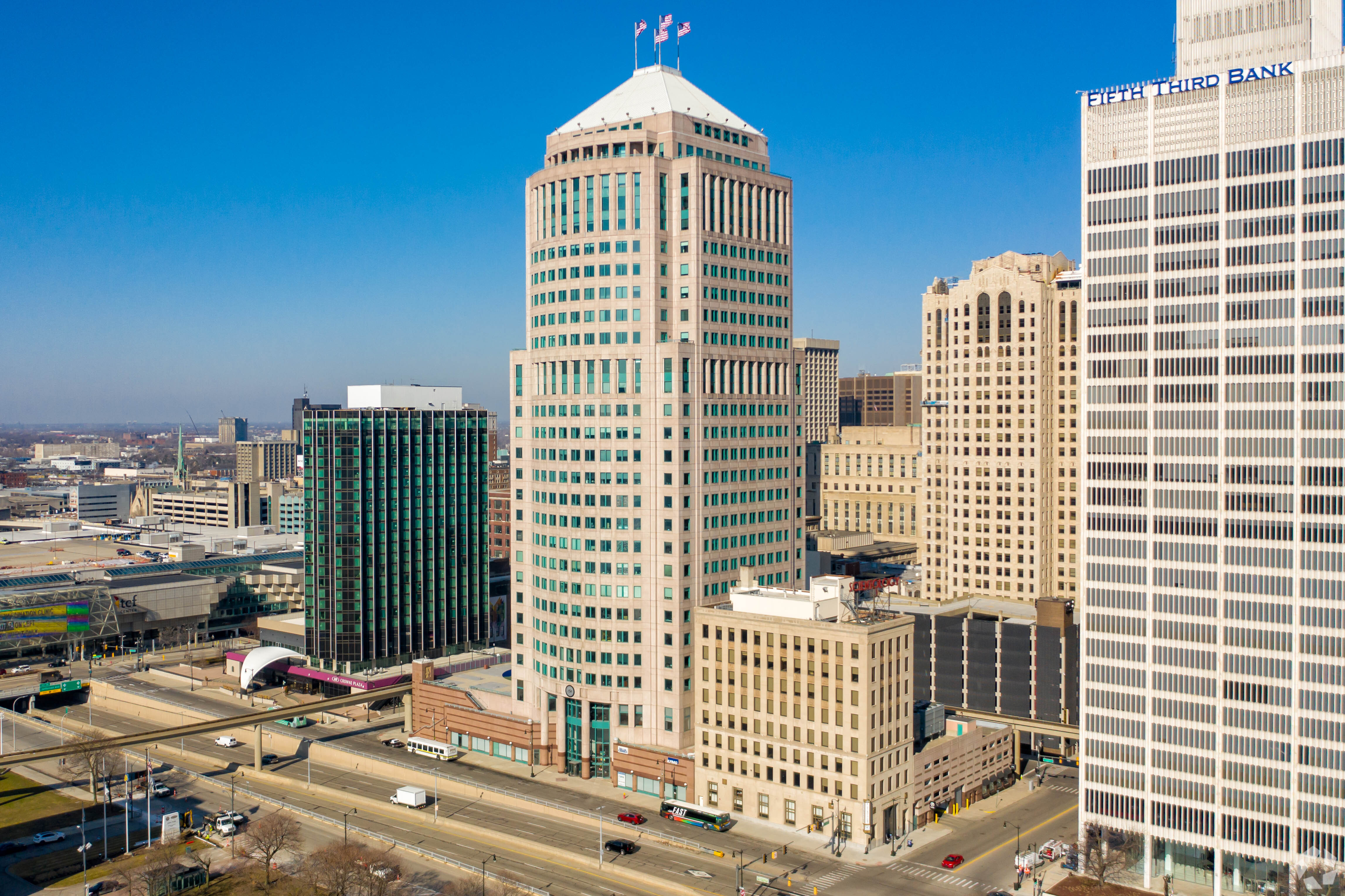 DEGC to move offices out of Guardian Building - Crain's Detroit Business