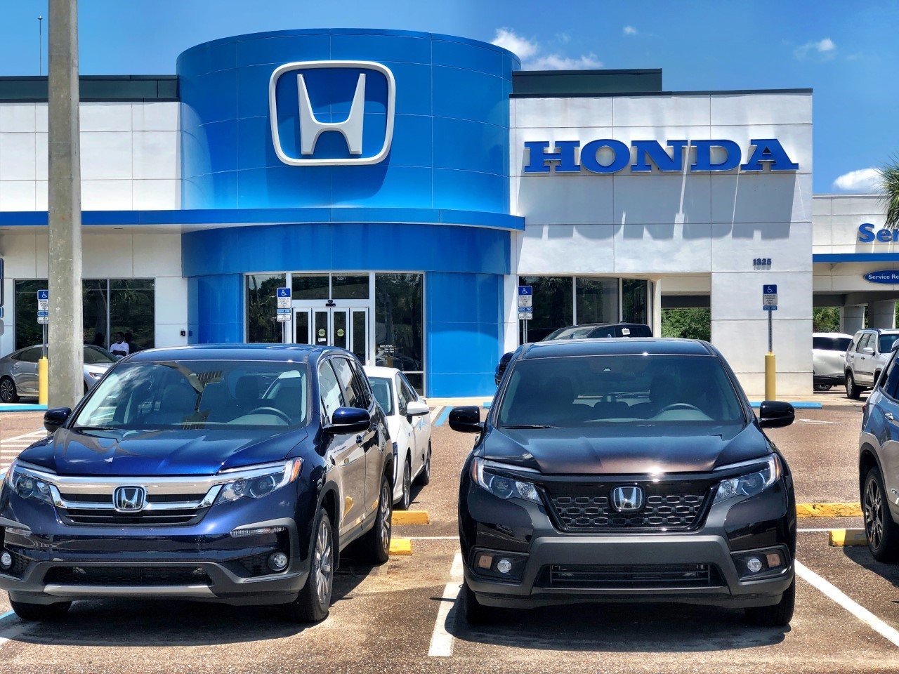 Lithia Motors buys Honda, Acura and Subaru car dealerships - Automotive ...