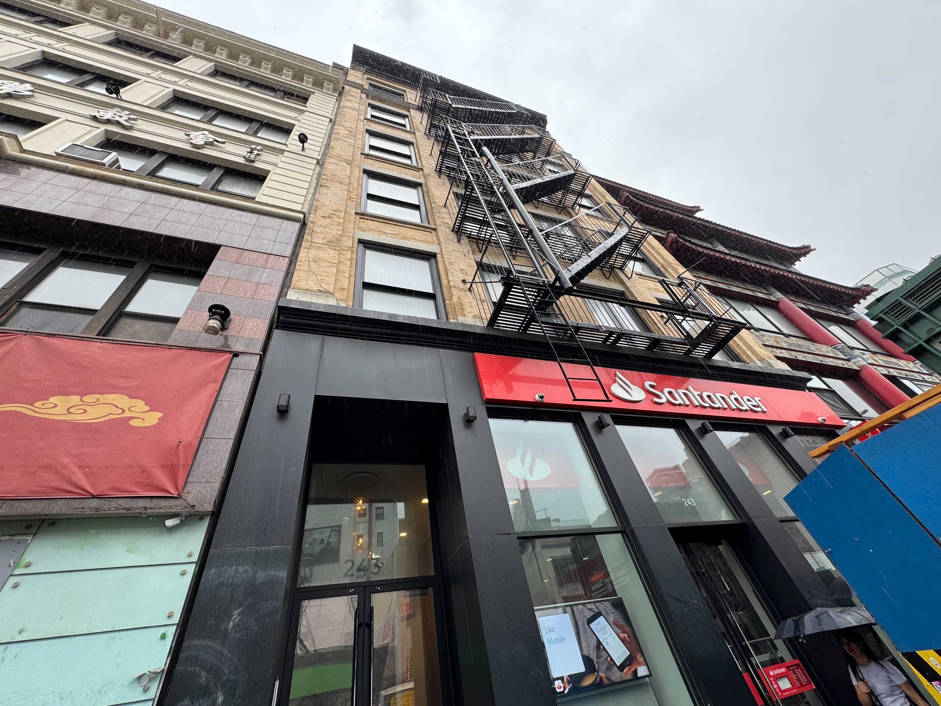 Stellar Management, Urban Realty face foreclosure at 243 Canal St. in ...