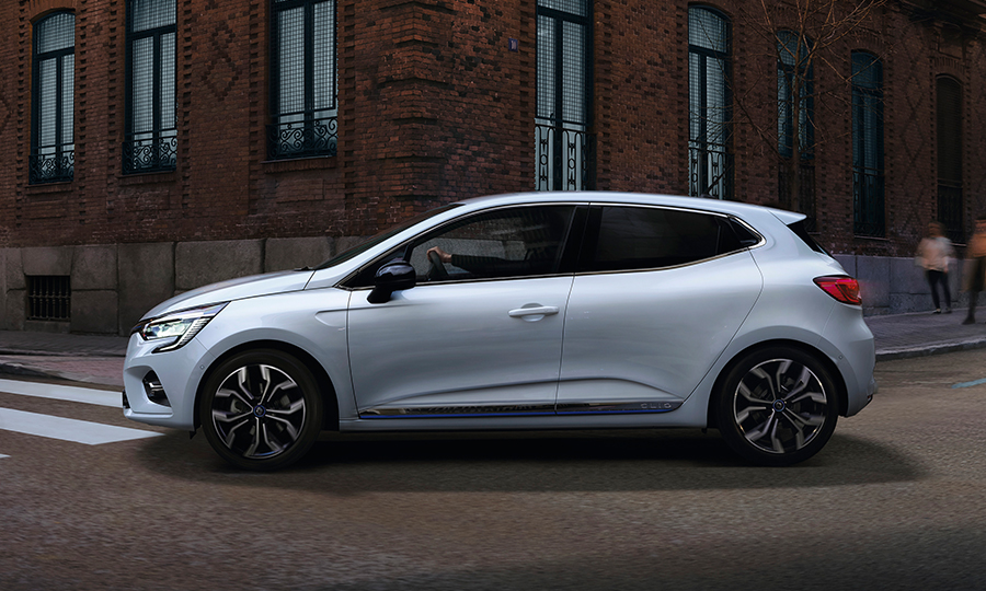 Renault clio hibrid store