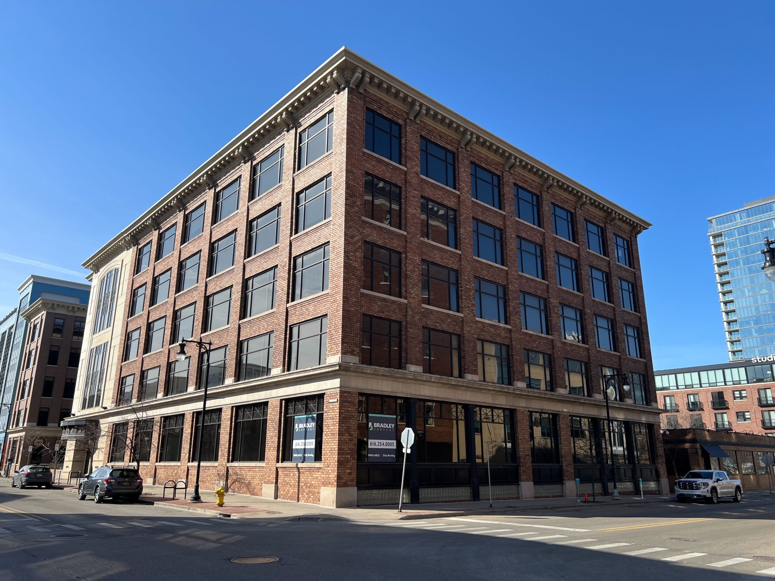 Granger Group to buy former Cooley Law building downtown - Crain's ...