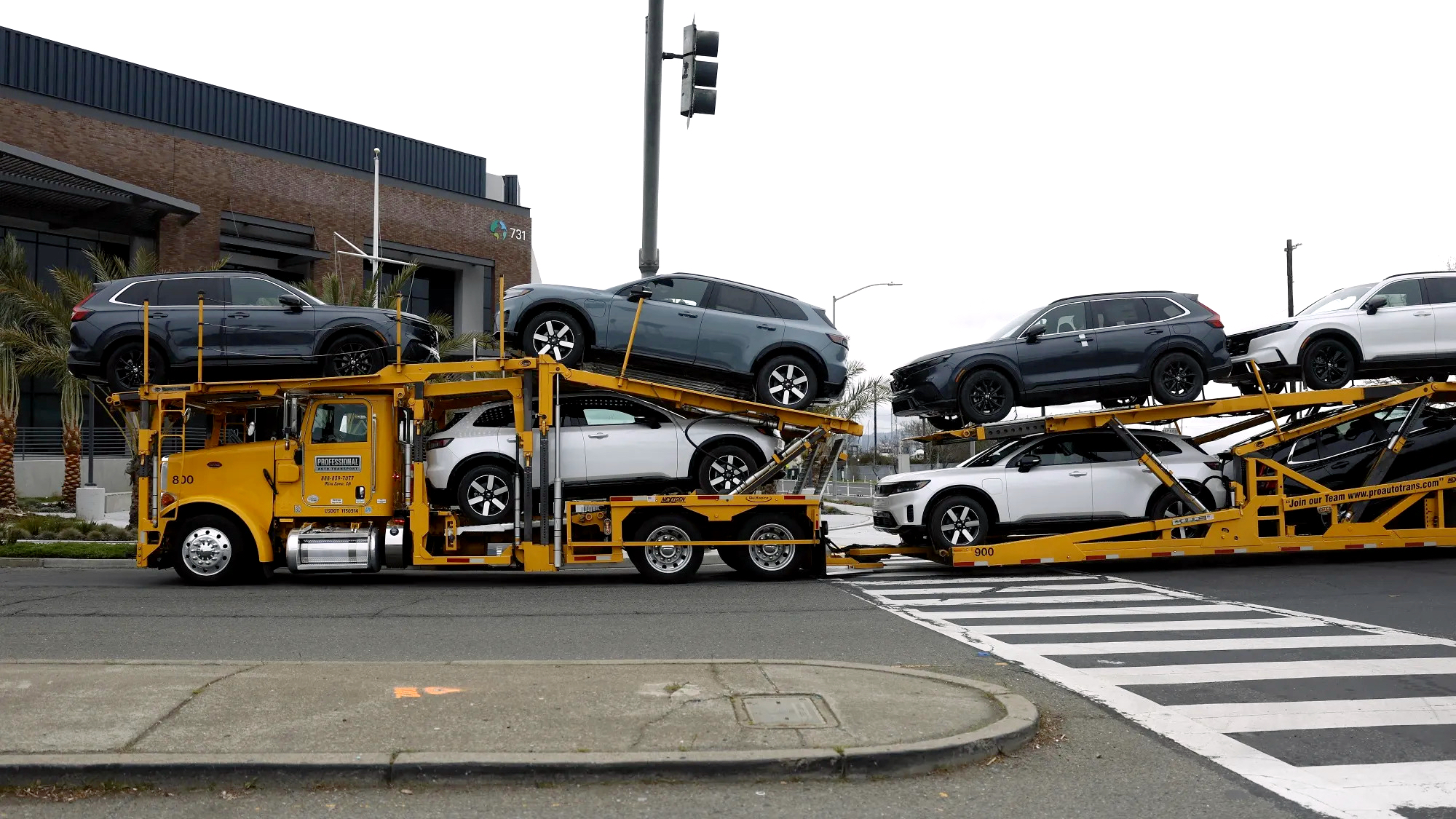 US auto exports to Canada fall as number from Mexico rises - Automotive ...
