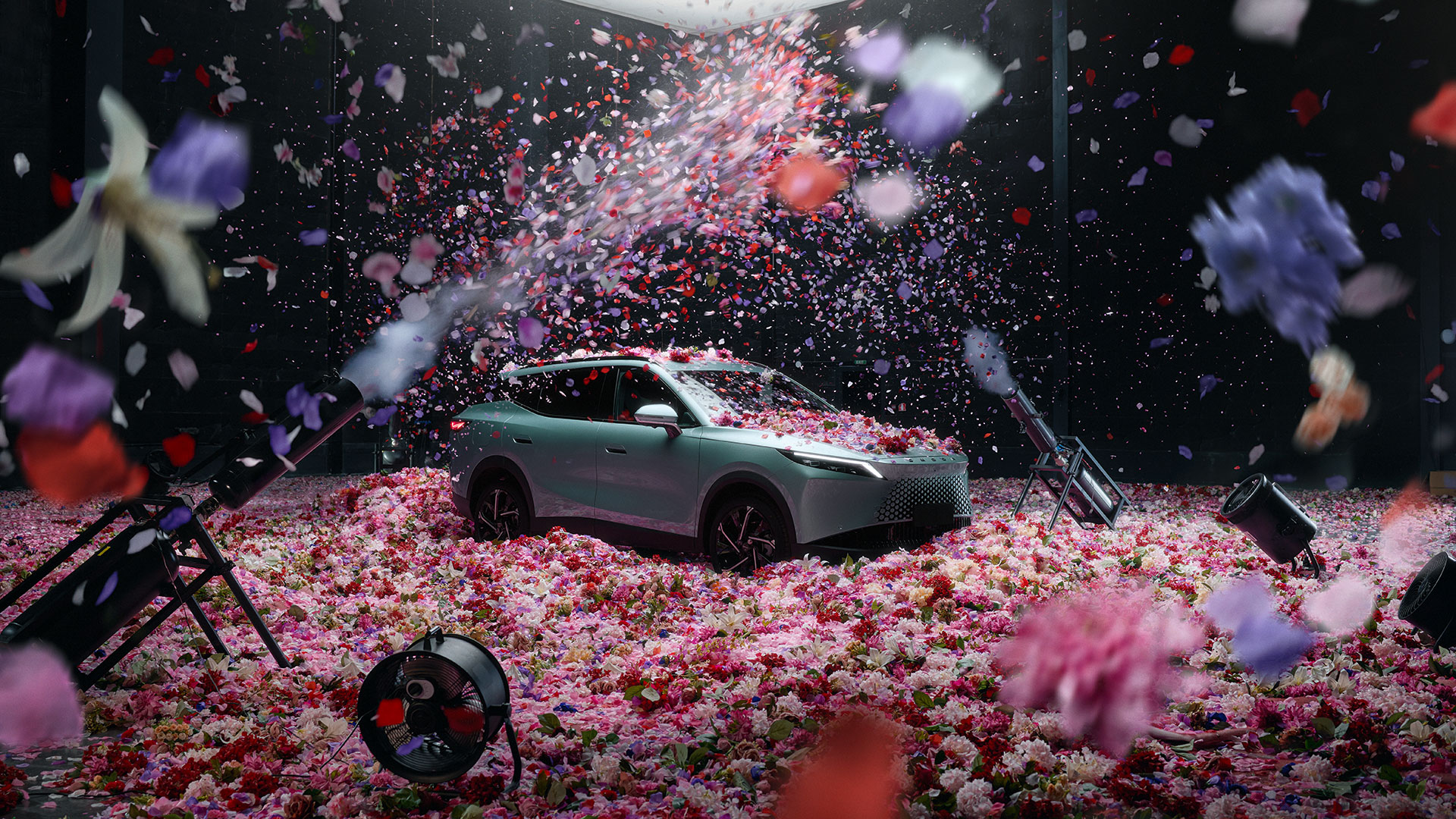 Chery's new Omoda brand greets U.K. with multisensory ad campaign ...