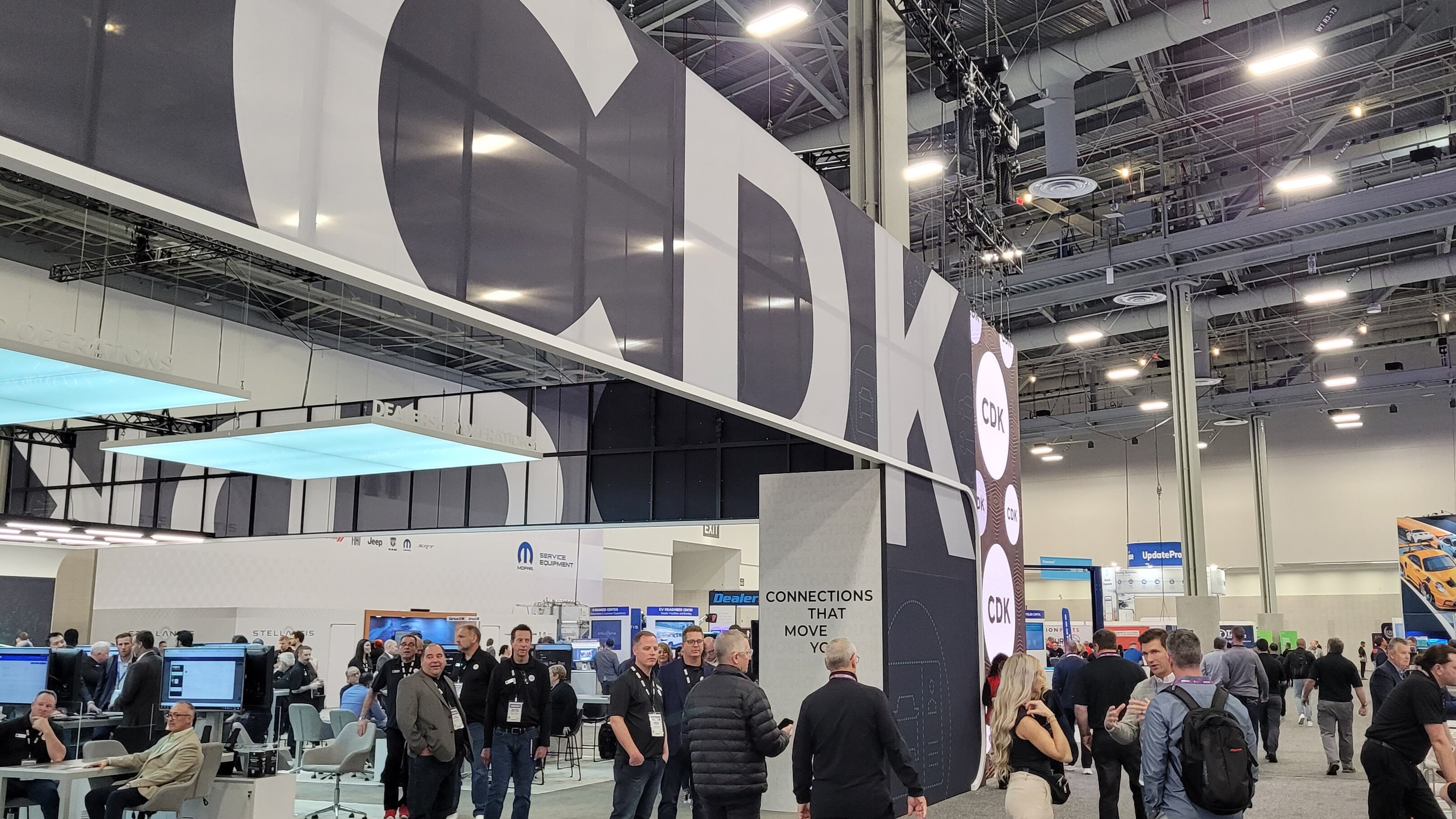 Auto tech giant CDK accuses rival Tekion of hacking ‘campaign ...