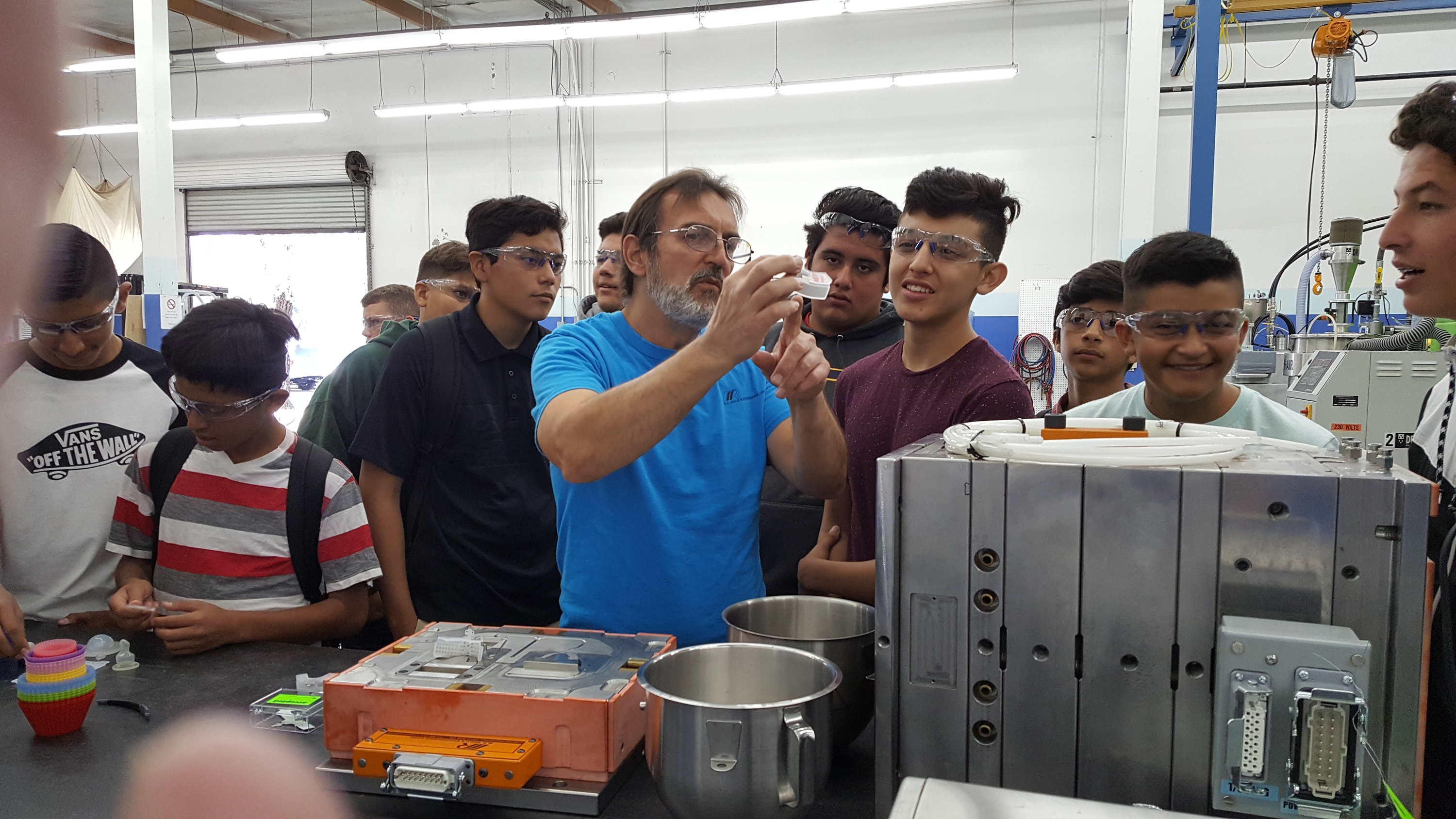 M.R.-Mold-hosts-Manufacturing-Day - Plastics News