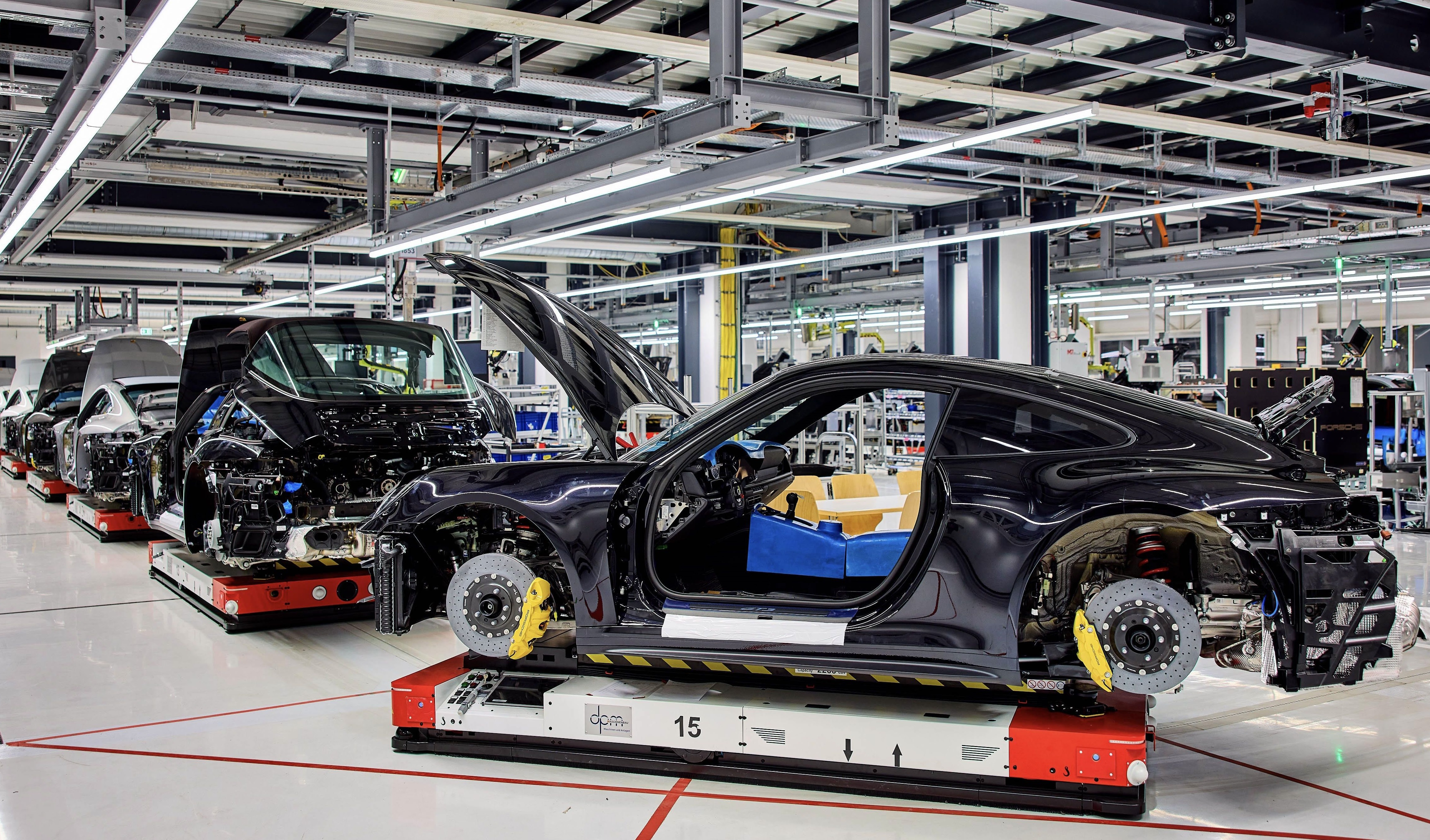Porsche is cutting 1,900 jobs in Germany amid profit slump - Automotive ...