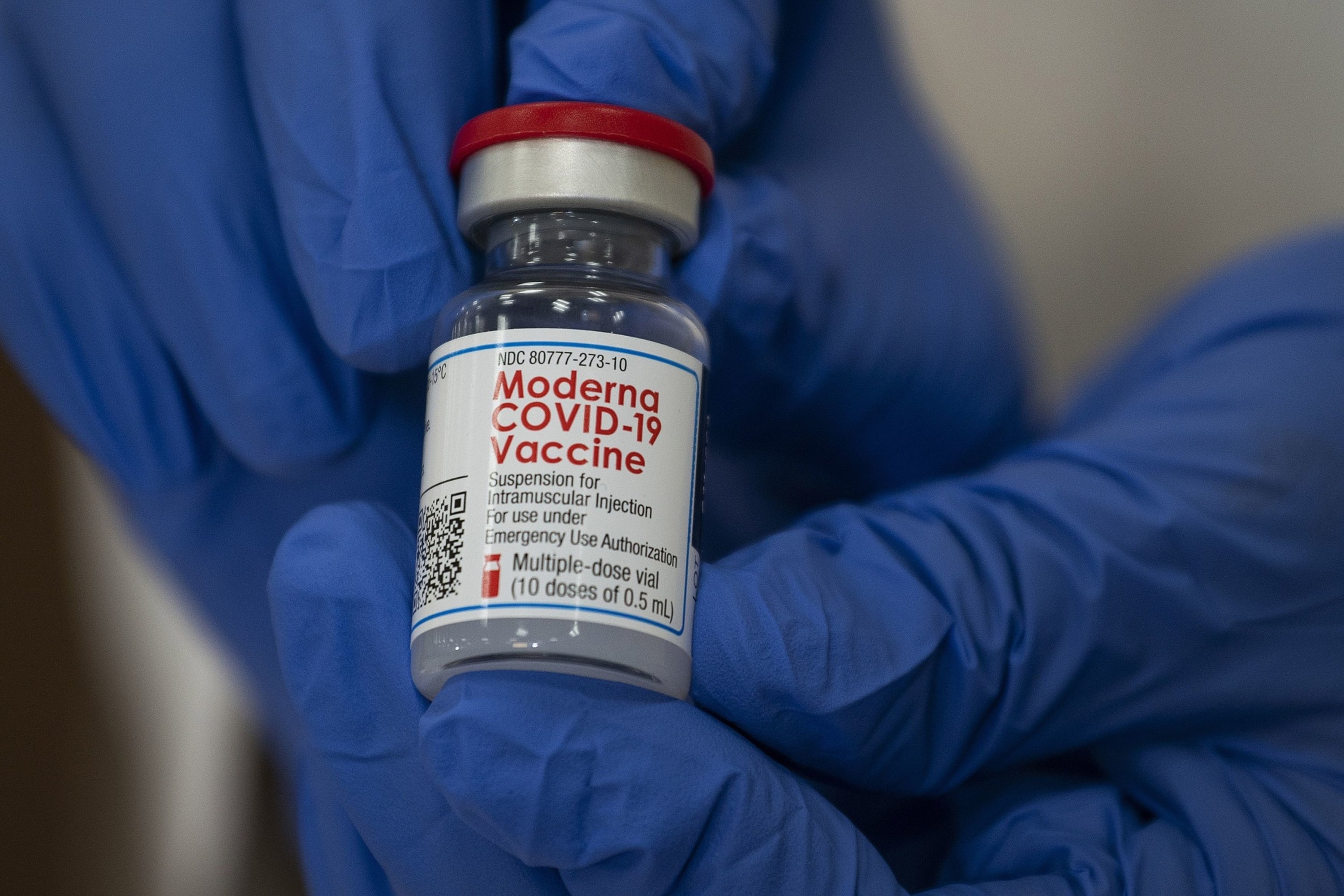 FDA shortens timing of Moderna booster to 5 months - Modern Healthcare