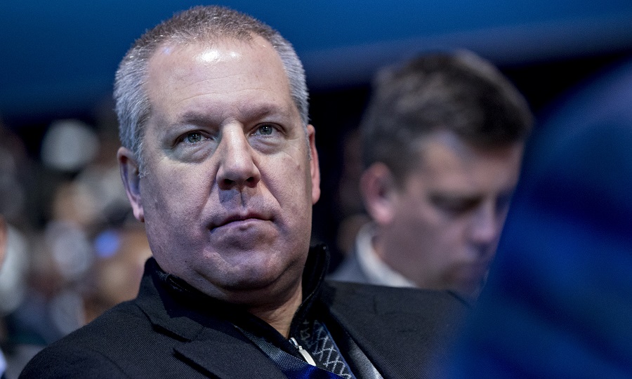Ford shuffles roles of top executives - Automotive News