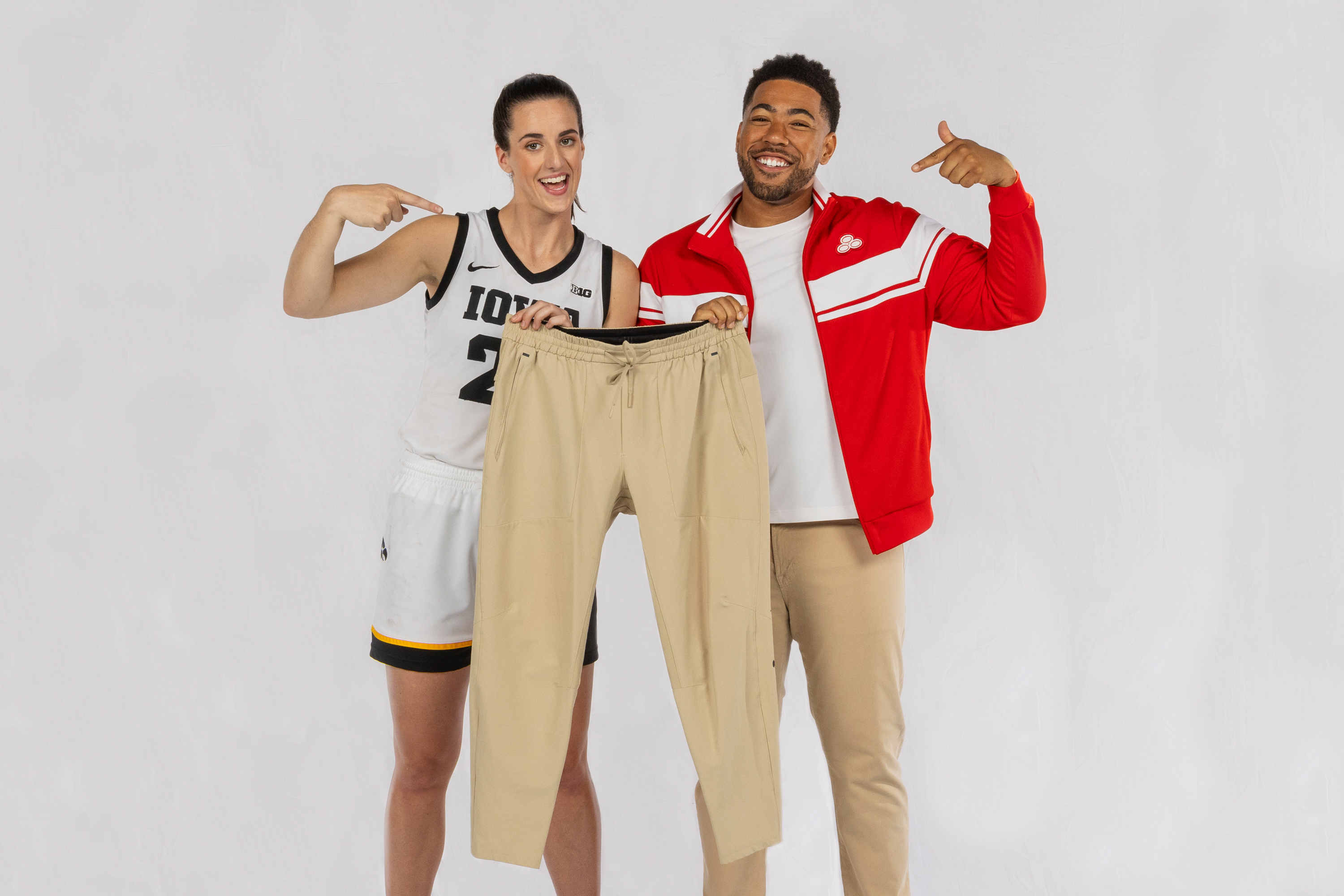 State Farm signs Caitlin Clark, joining Nike, others to partner with ...