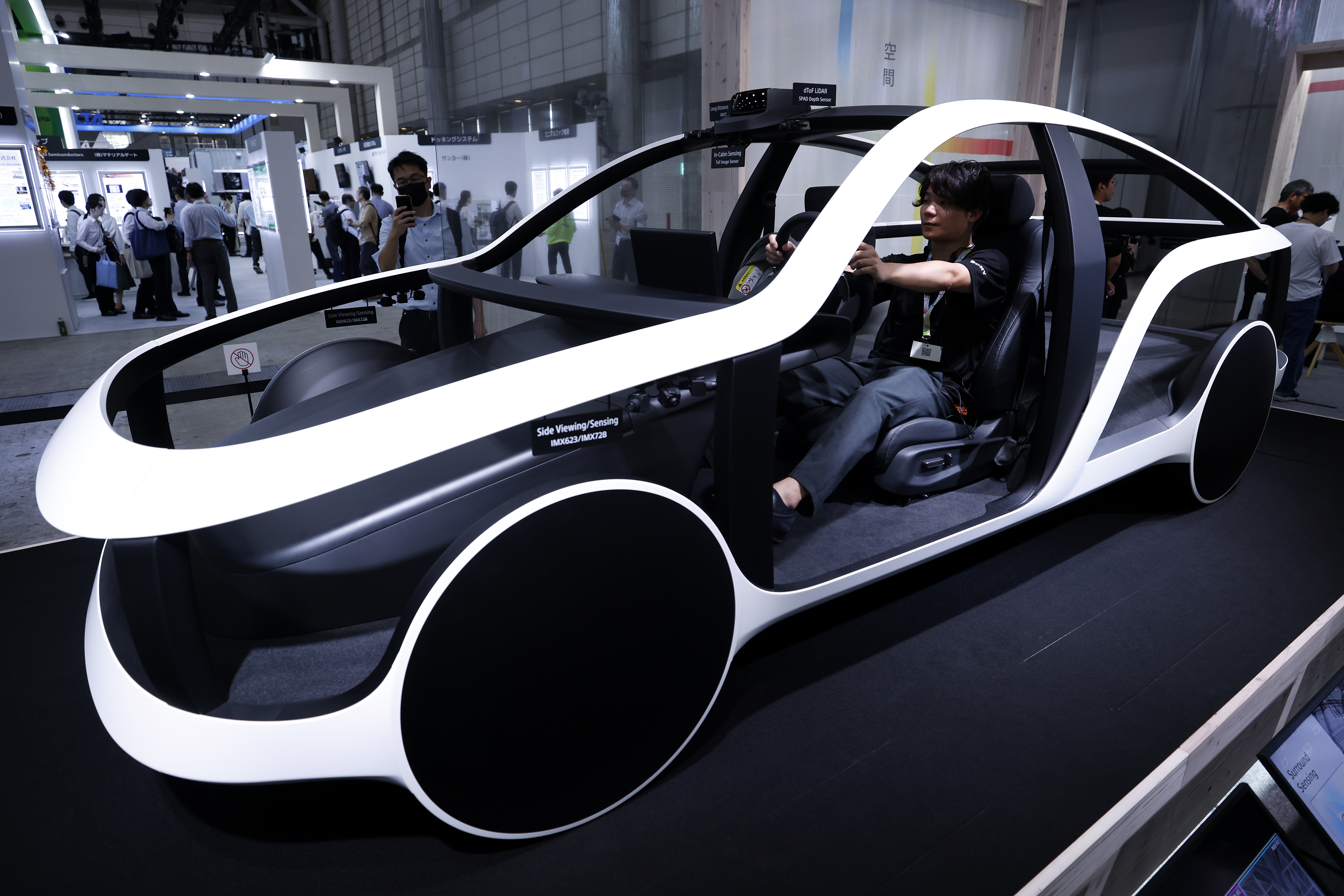 Guest commentary: 2025 mobility projections - Automotive News
