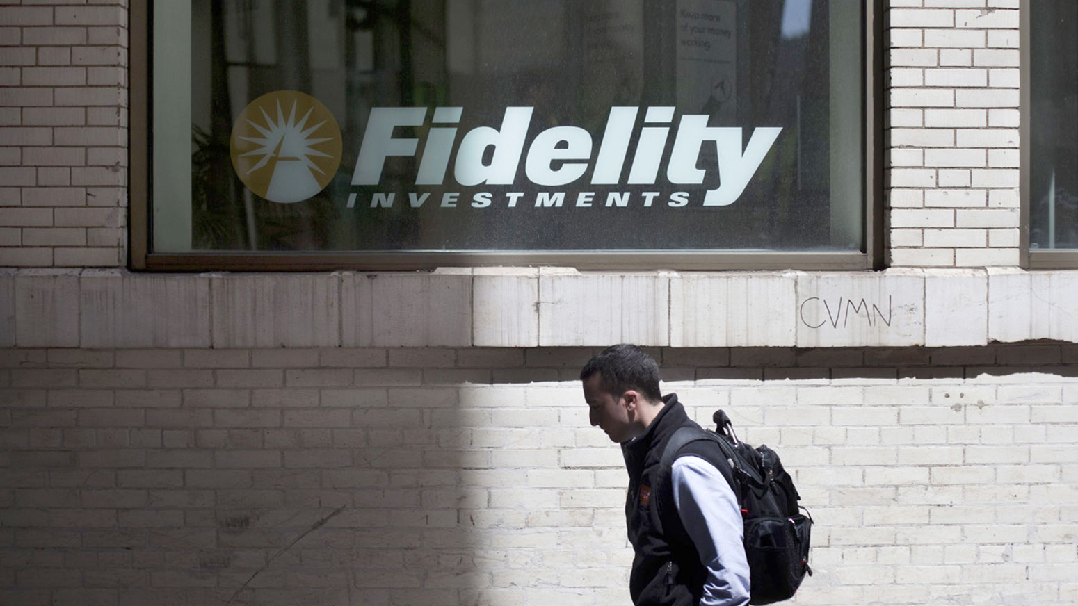 Fidelity Investments to trim workforce by 700 - Pensions & Investments