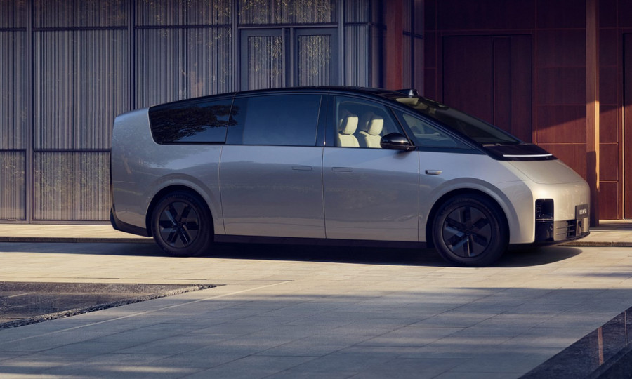 Li Auto plans first Mega minivan deliveries in March