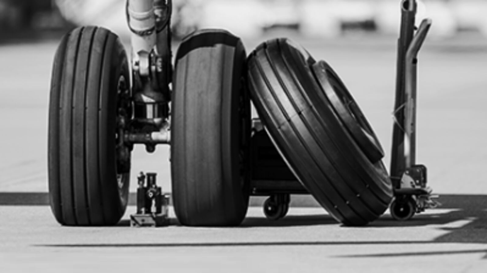 Dunlop Aircraft Tyres names Timbrell chief commercial officer - Rubber News