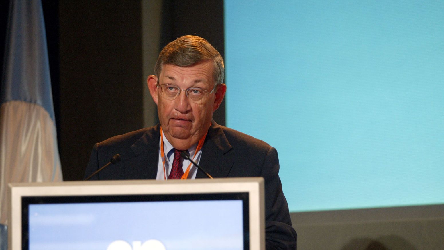 J.P. Morgan to replace lead independent director opposed by some ...