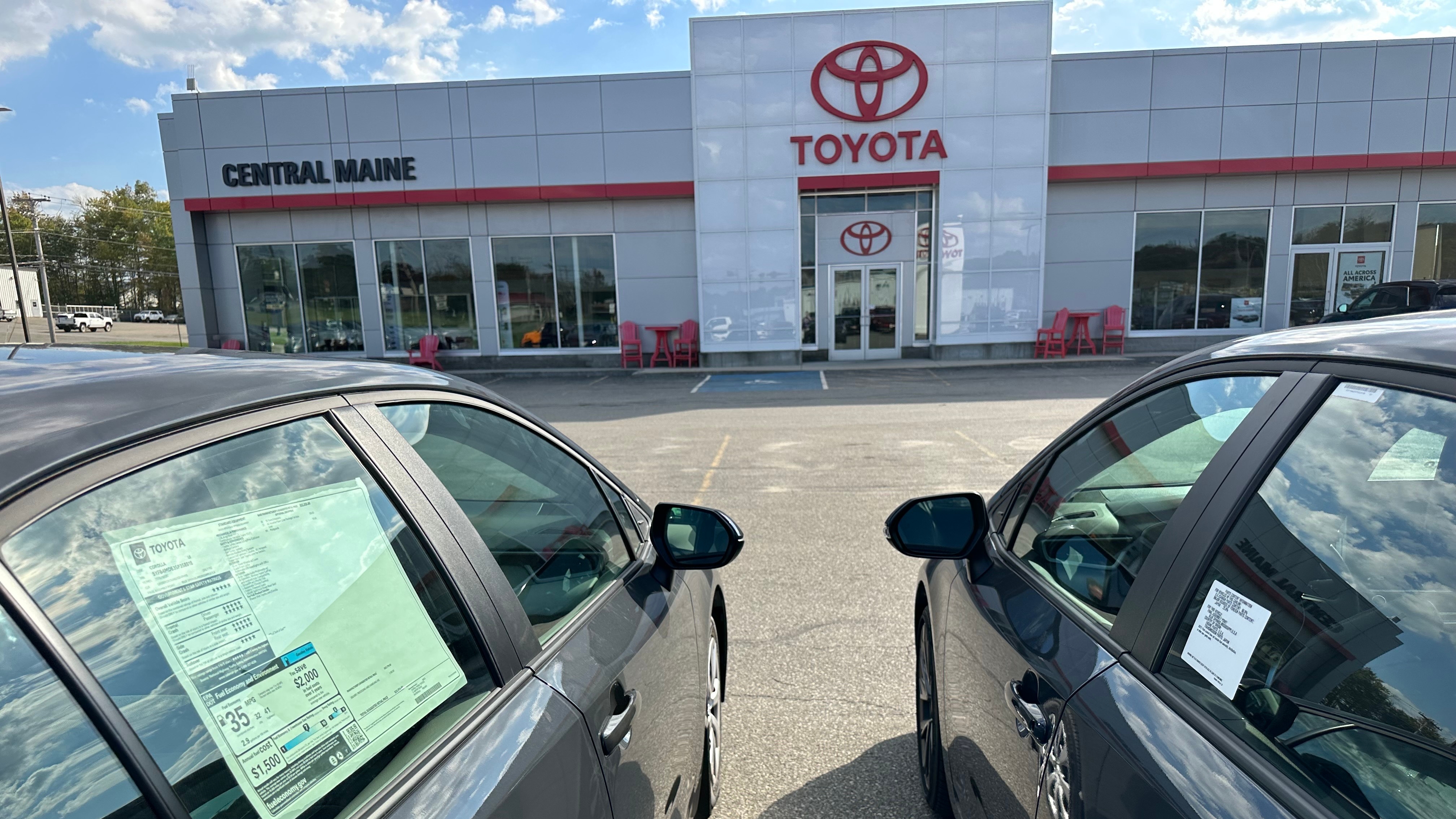 Toyota jumps 16%, Lexus up 13% in Q3 as hybrids, large CUVs roll ...