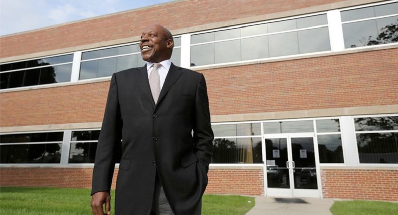 Vinnie Johnson gets win in Piston minority certification fight ...