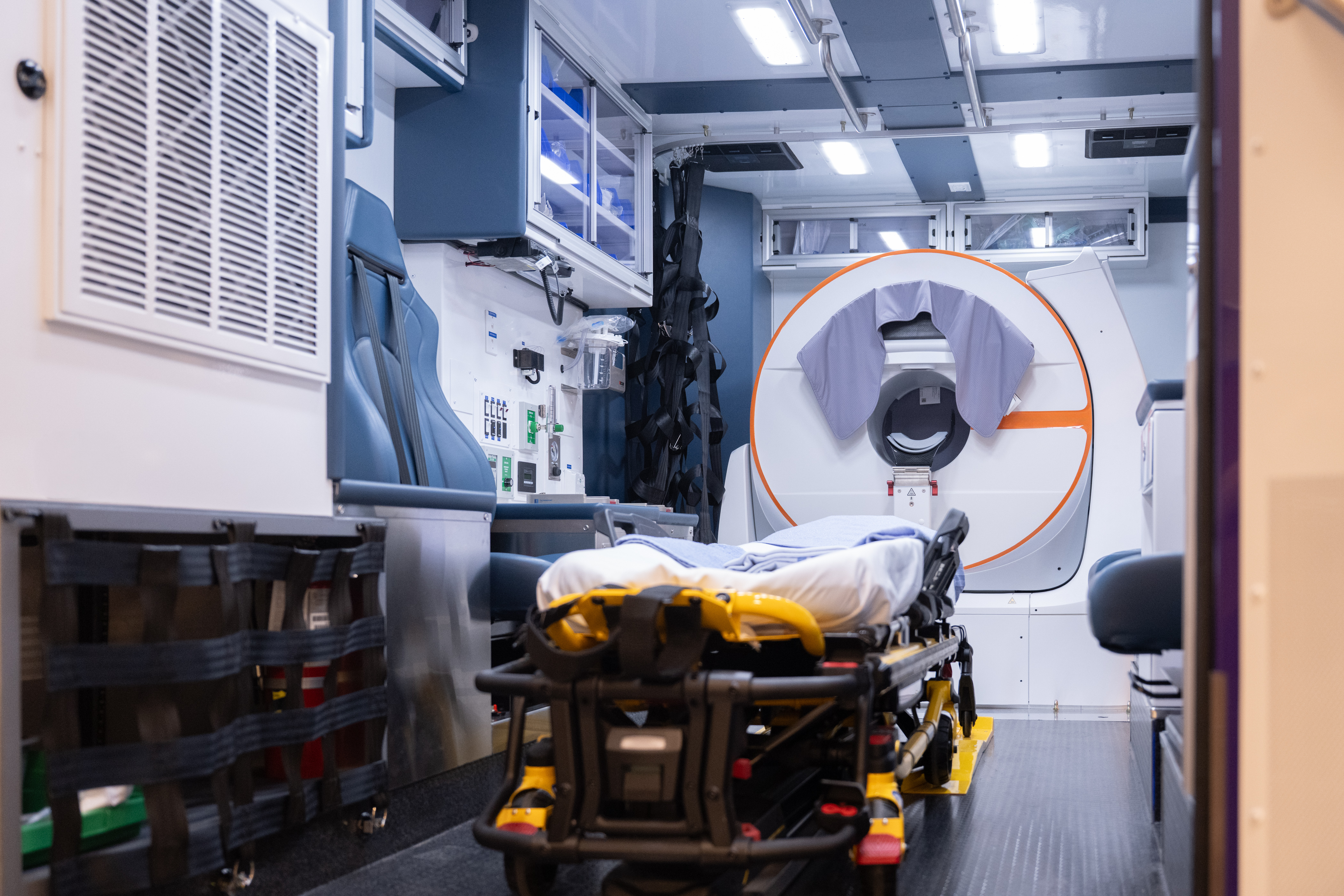 Northwestern debuts upgraded mobile stroke unit with its own CT scanner ...
