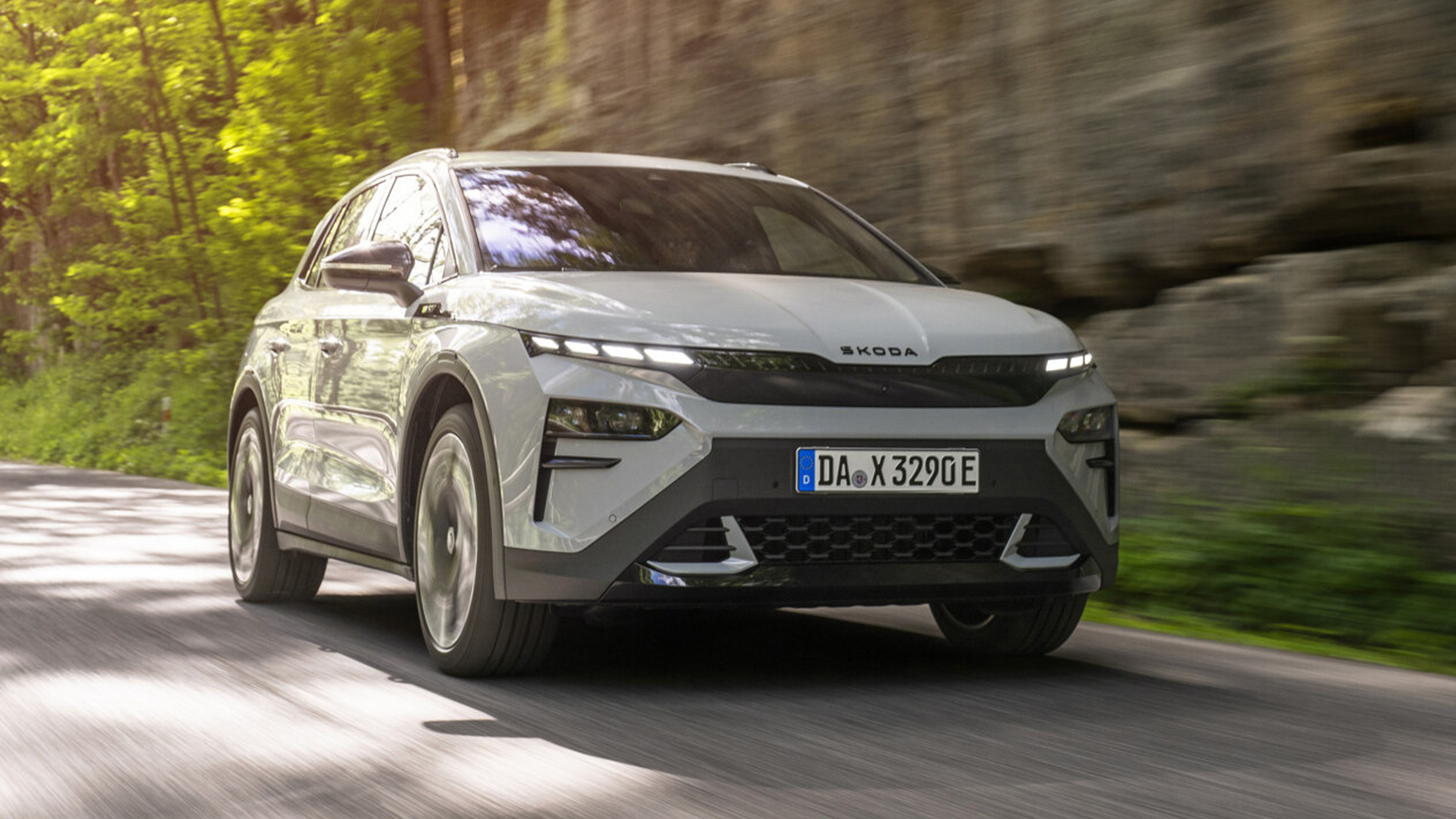 Europe car sales rise 5.5% in July; PHEVs surge and Chinese slip ...