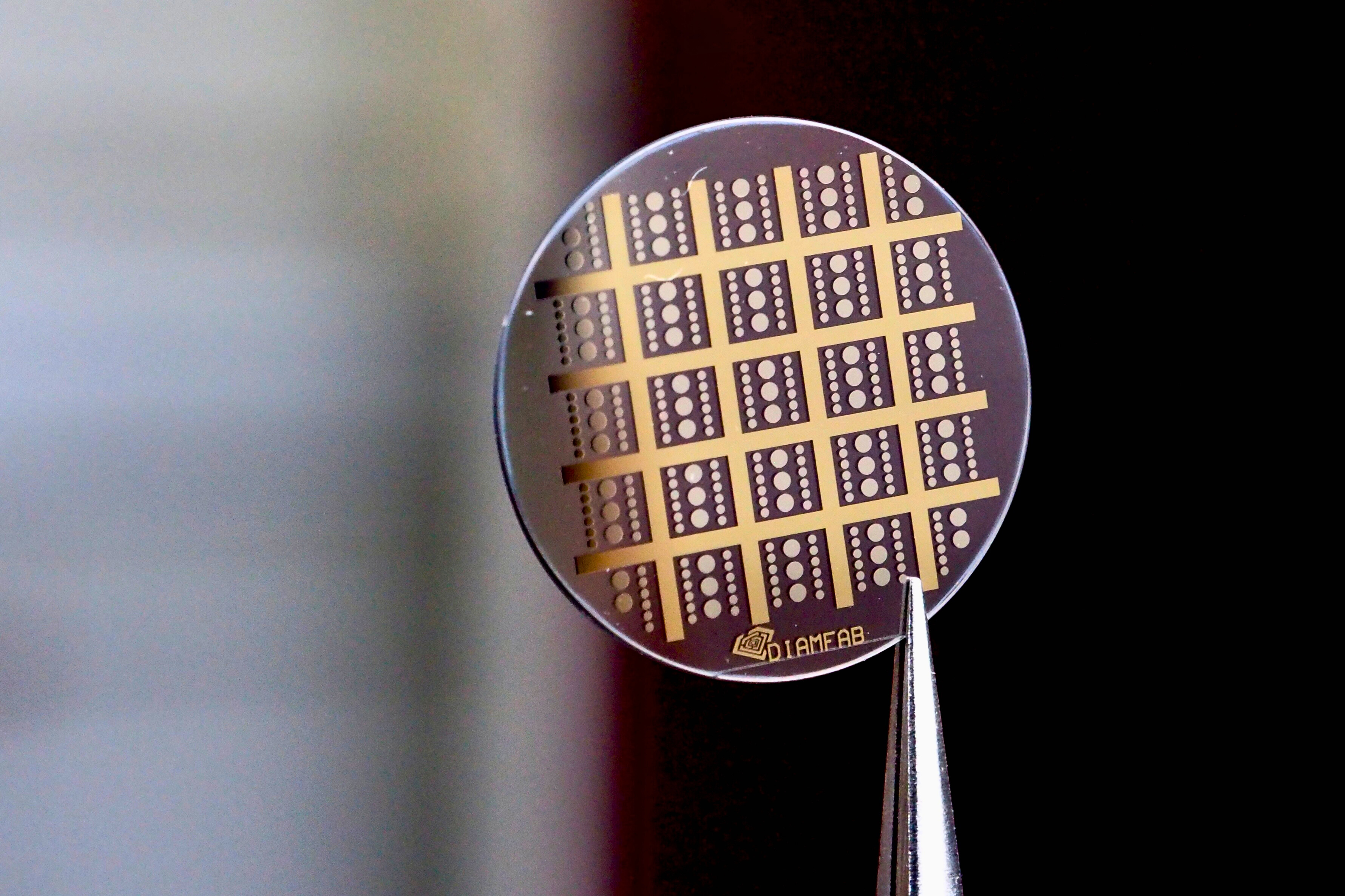 Synthetic diamond wafer chips could replace silicon chips in EVs ...