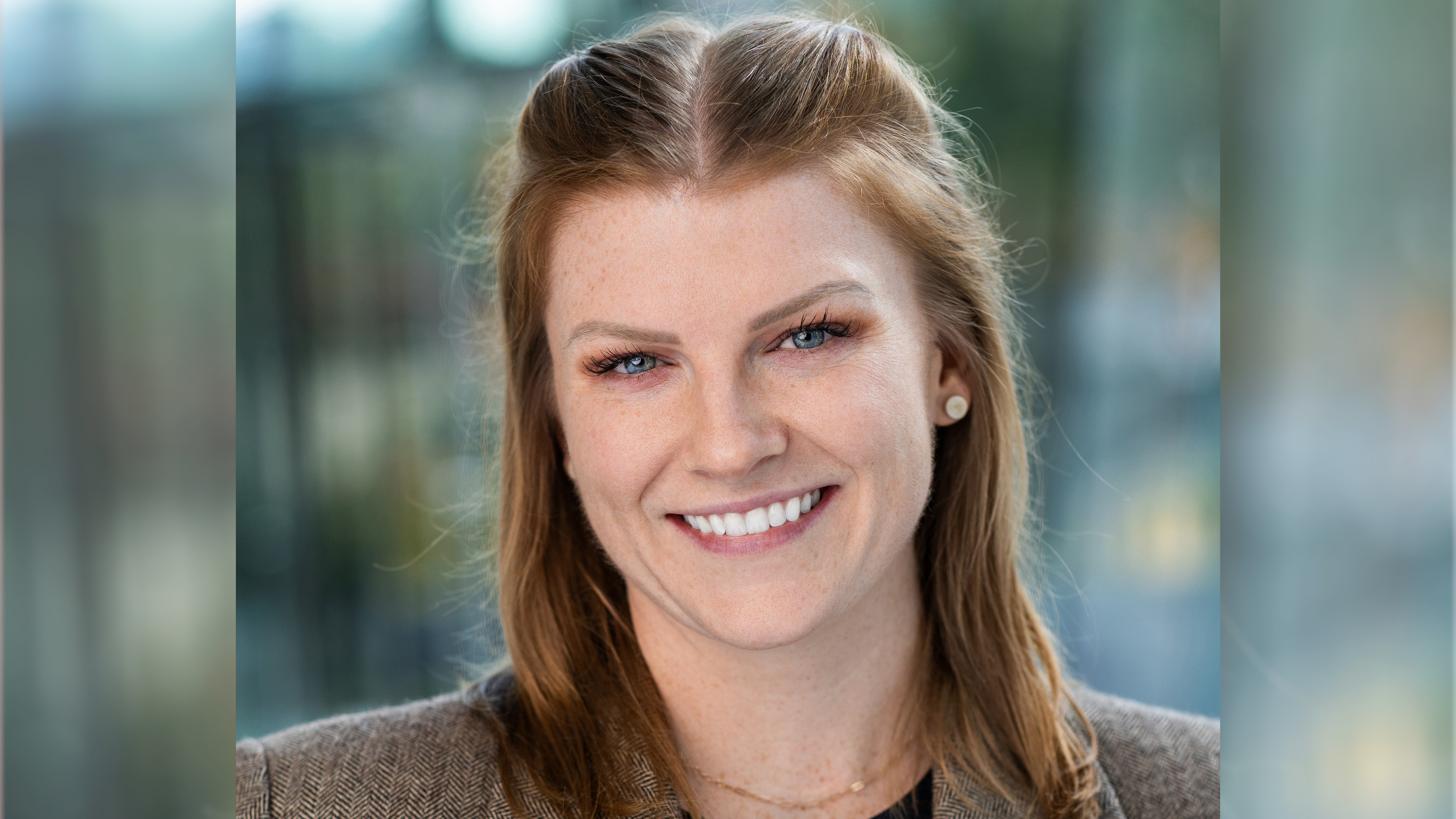 Emily Benner, United Airlines: Social Lead/Community Manager of the ...