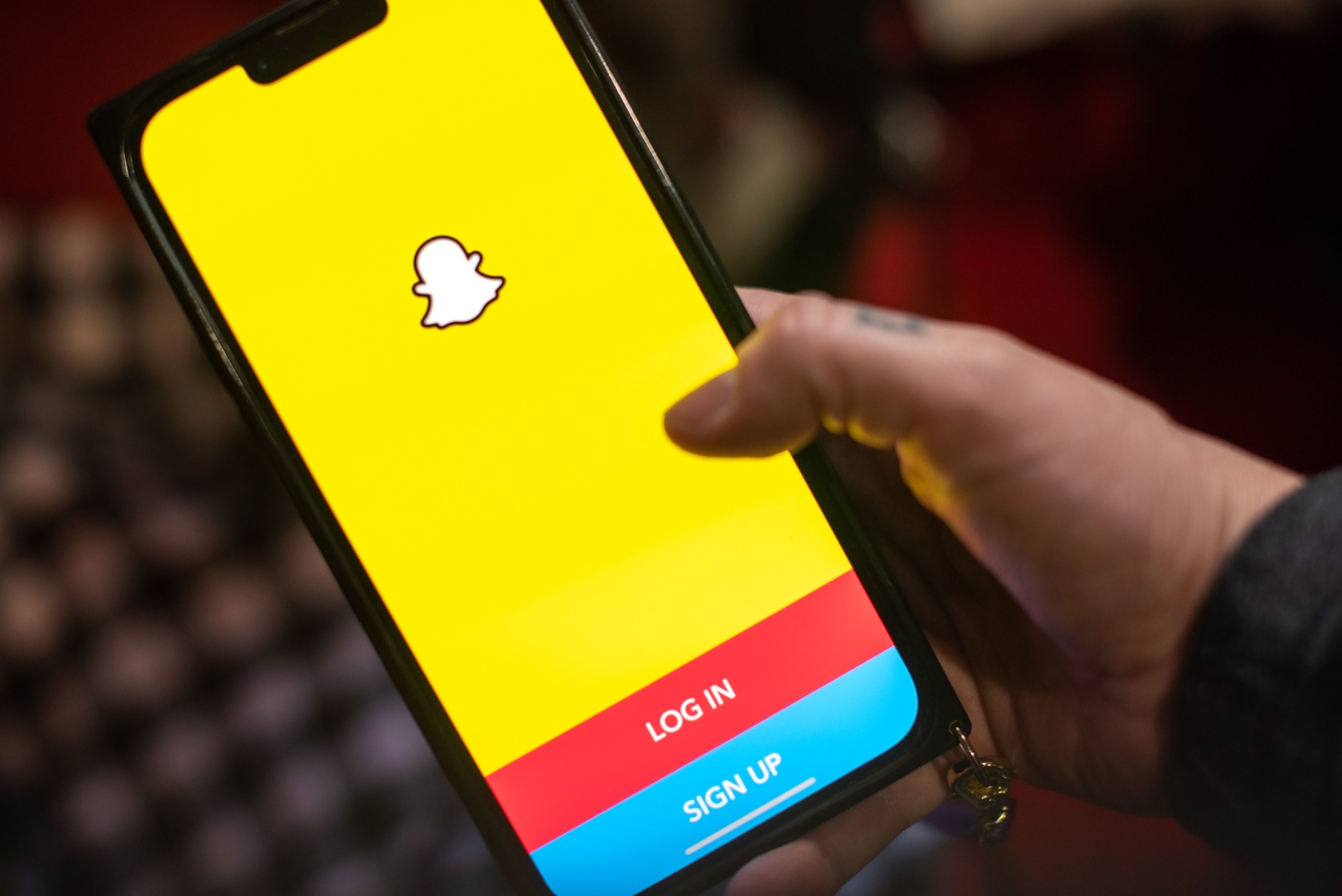 Snapchat hires Microsoft ad leader as it rebuilds its sales team - Ad Age