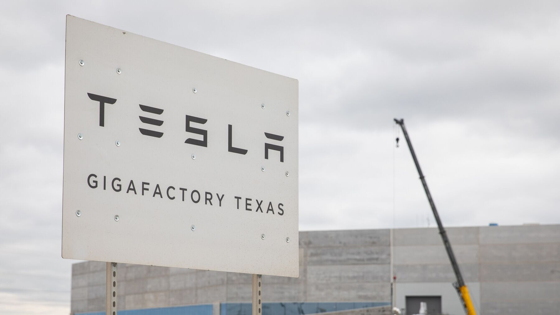 Elon Musk's Tesla plant in Texas is polluting, report says - Automotive ...